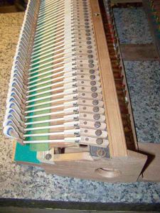 How to Make a Piano Keyboard : 18 Steps (with Pictures) - Instructables