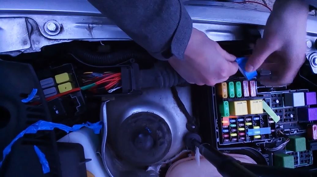 How to Add a Circuit to Your Car : 8 Steps (with Pictures) - Instructables