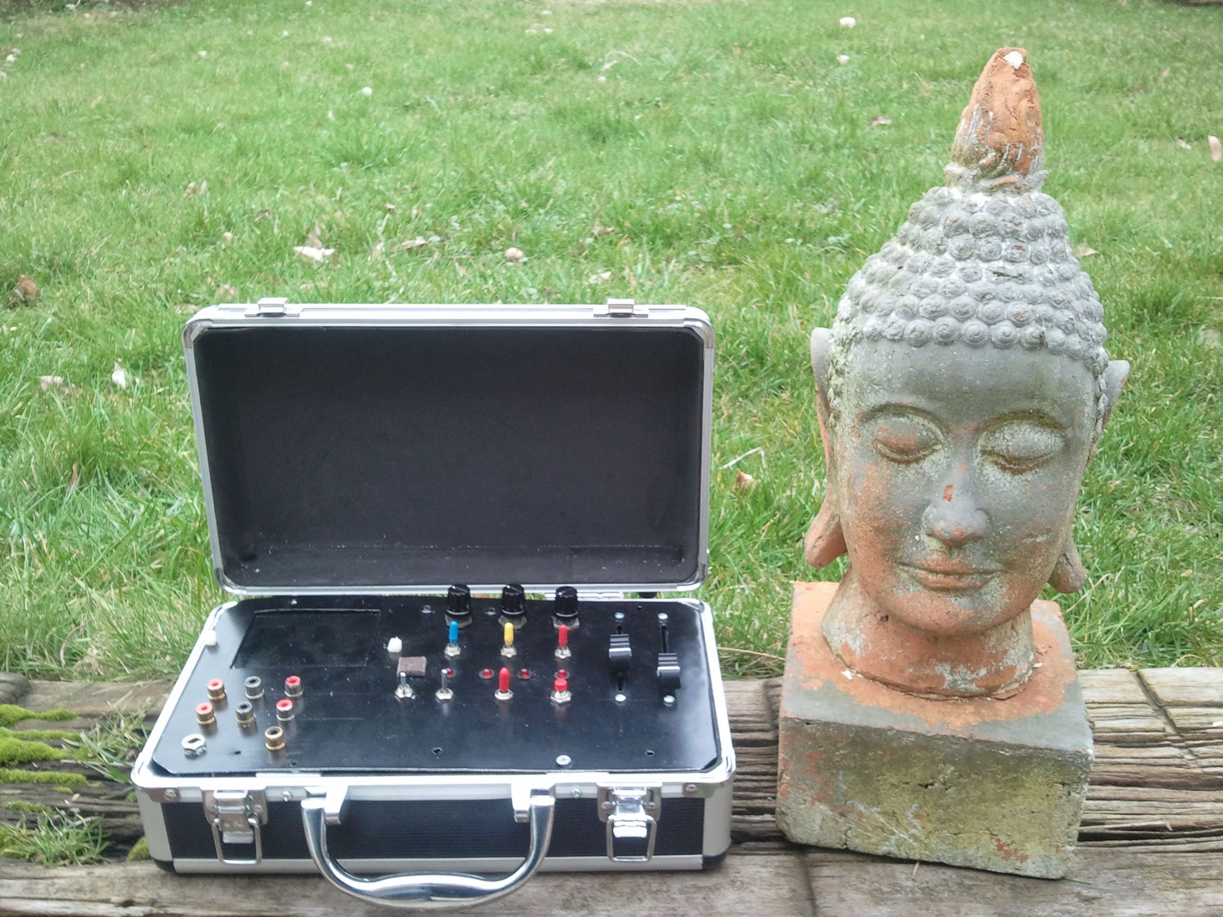 Visualist, 80's Analog Video Effects Controller : 5 Steps - Instructables