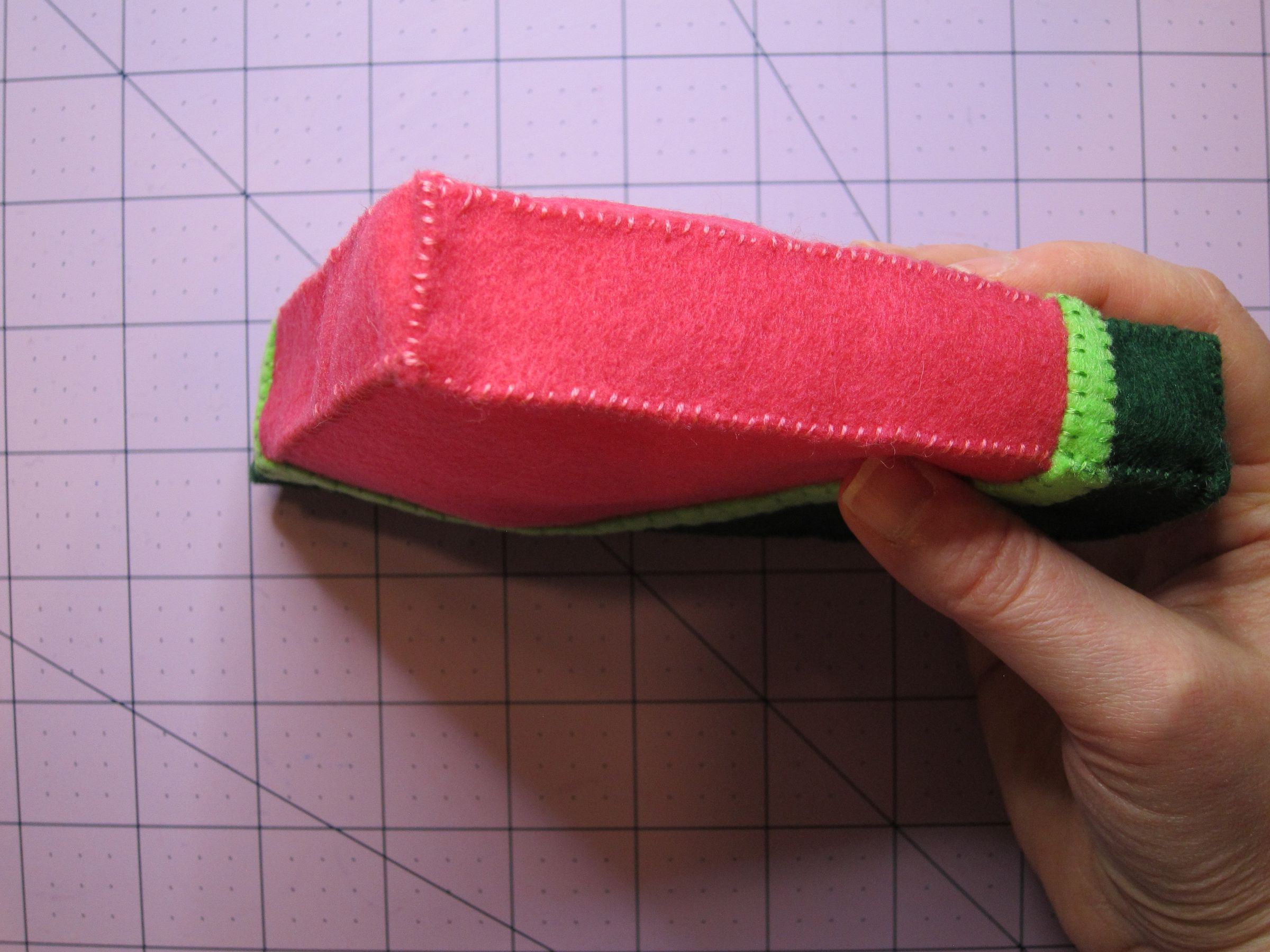 Felt Watermelon Slice : 20 Steps (with Pictures) - Instructables