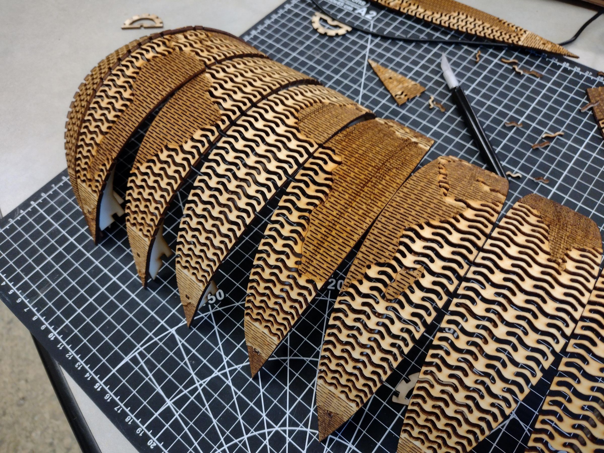 Laser Cut Living Hinge Globe Light : 12 Steps (with Pictures ...