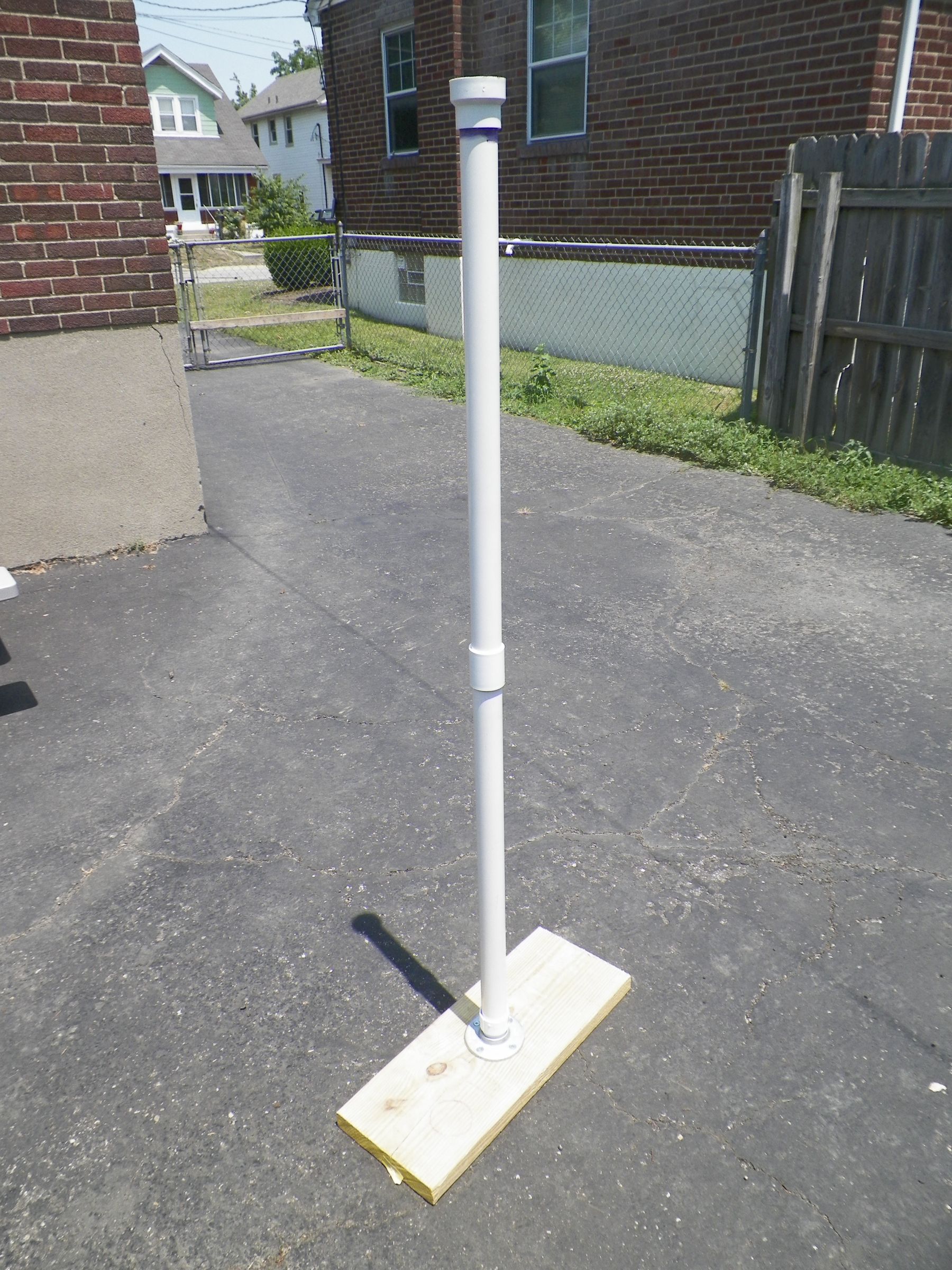 Portable Beer Frisbee Poles : 5 Steps (with Pictures) - Instructables