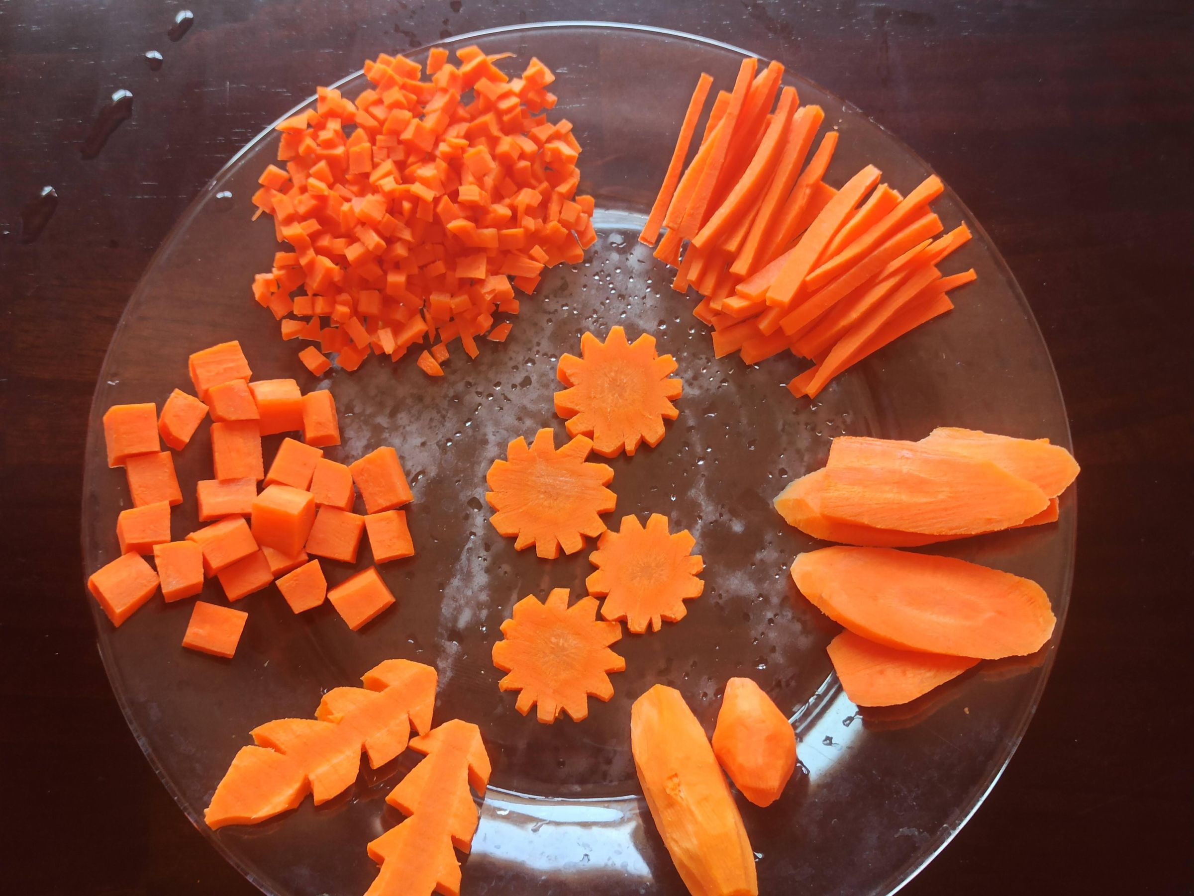 Carrot - Essential Cutting Skills : 11 Steps (with Pictures ...