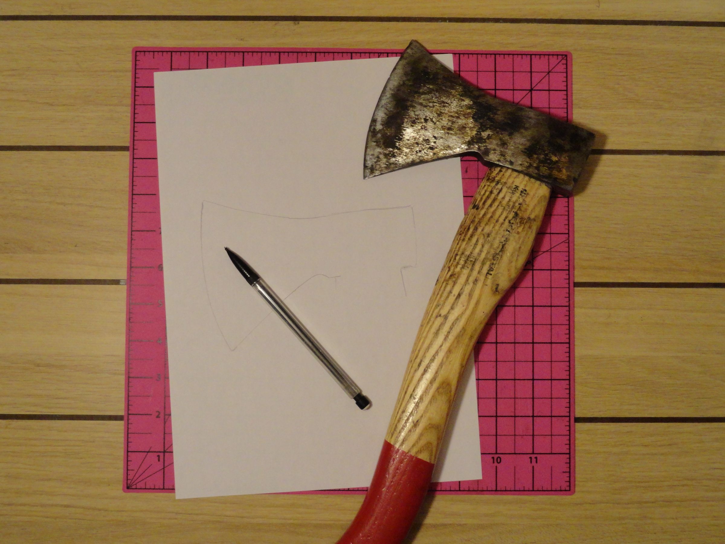 Leather Hatchet Sheath : 9 Steps (with Pictures) - Instructables