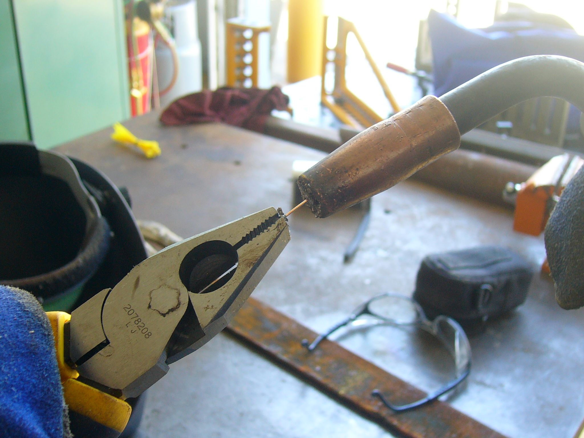 How to Weld - MIG Welding : 11 Steps (with Pictures) - Instructables