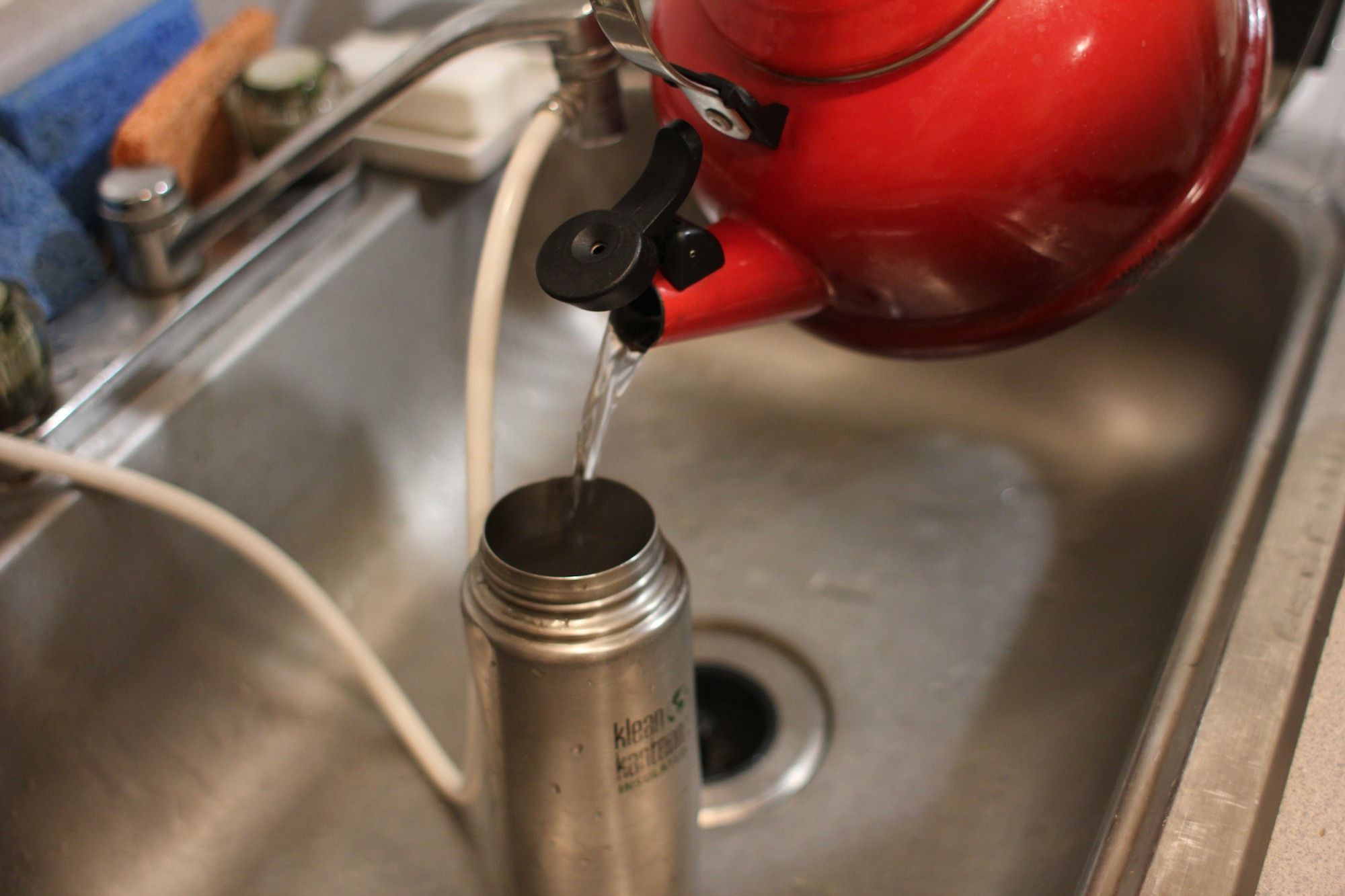 5 Ways to Clean a Funky Water Bottle : 6 Steps (with Pictures ...