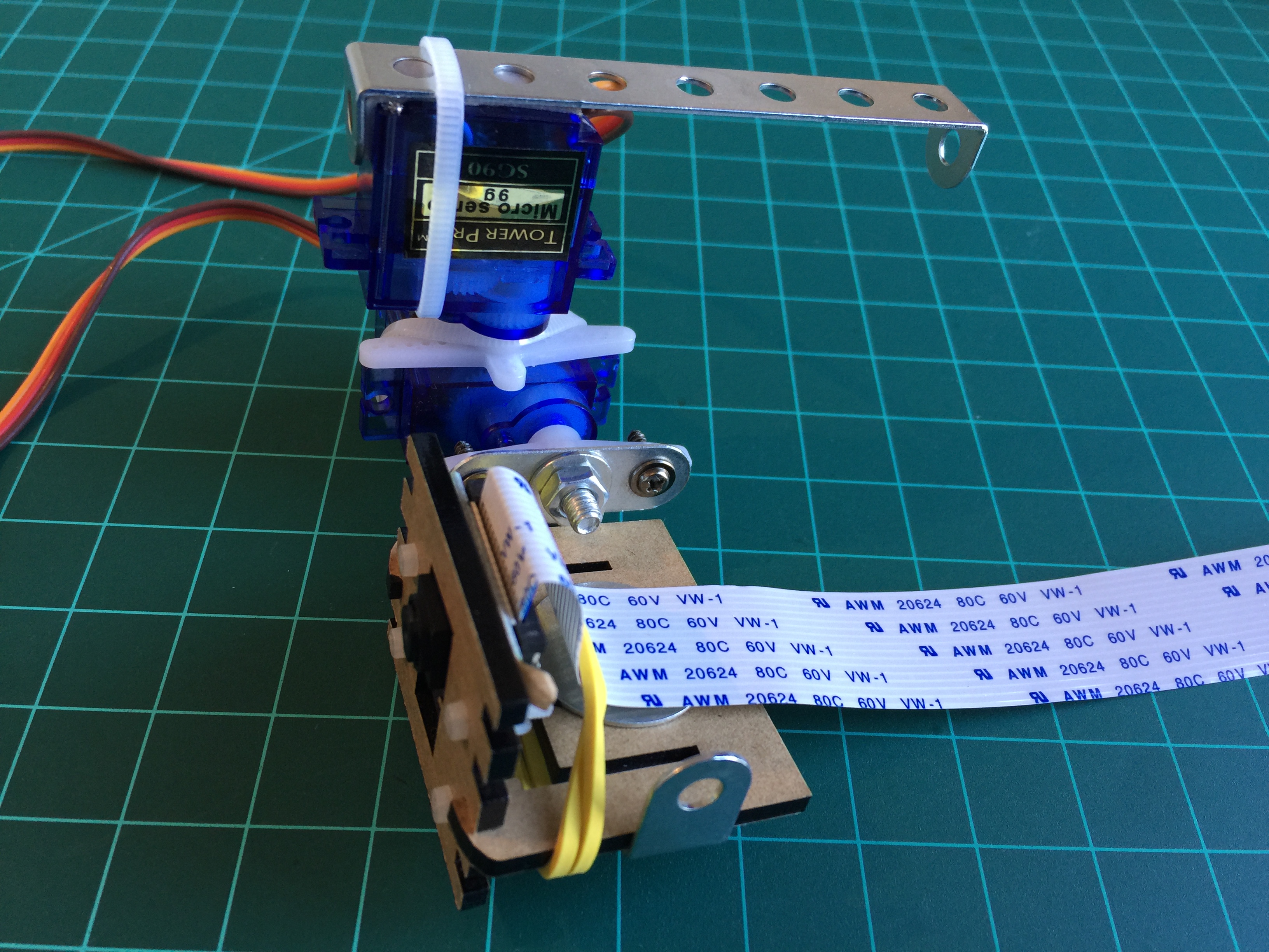 IoT: Raspberry Pi Robot With Video Streamer and Pan/Tilt Camera Remote Control Over Internet ...