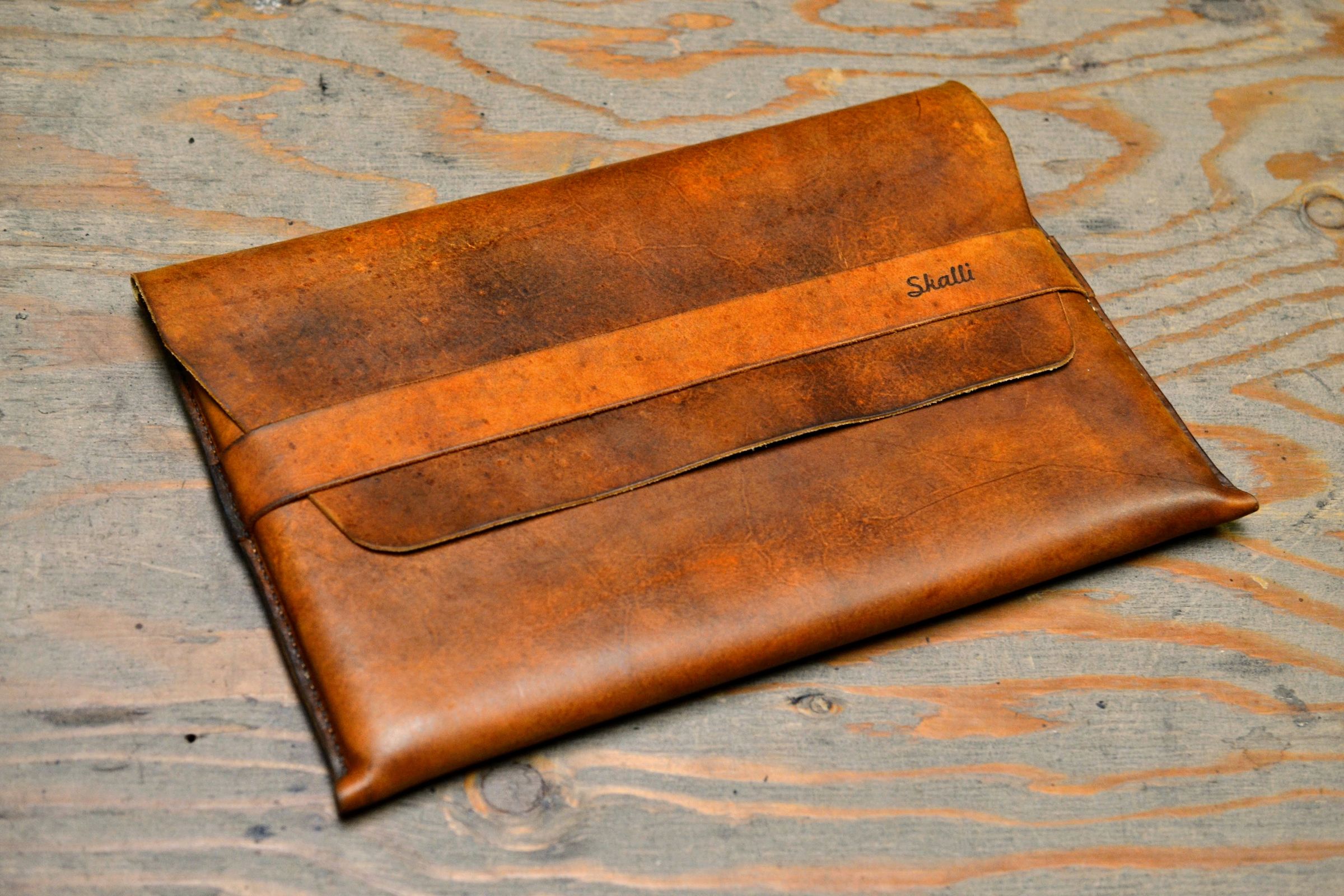 Custom Leather Laptop Sleeve : 18 Steps (with Pictures) - Instructables