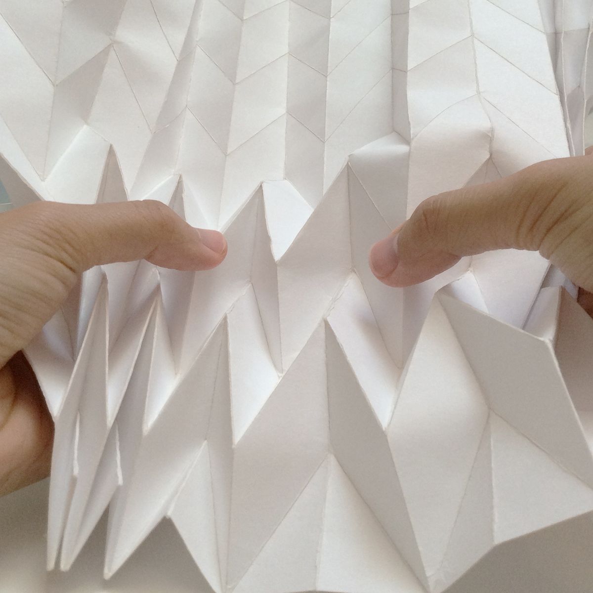 Paper Mold Origami Fabrics 2 - V Grid : 9 Steps - Instructables
