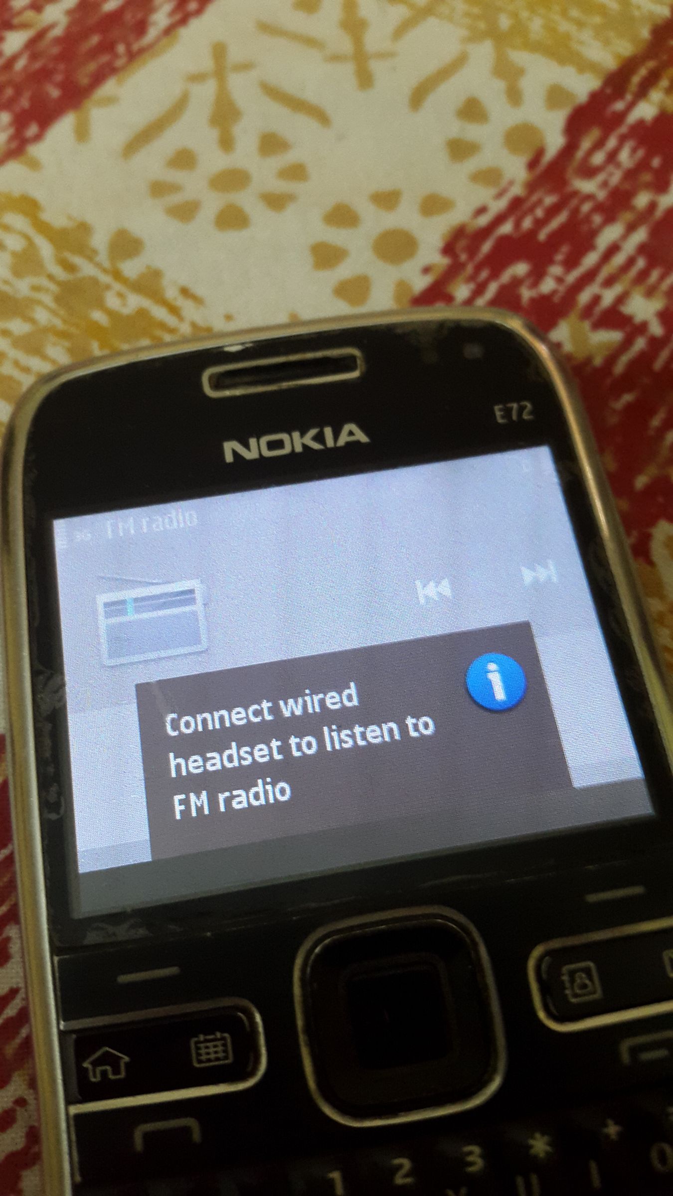 Make a Mobile Antenna to Listen to FM Radio Without Headphones : 6 ...