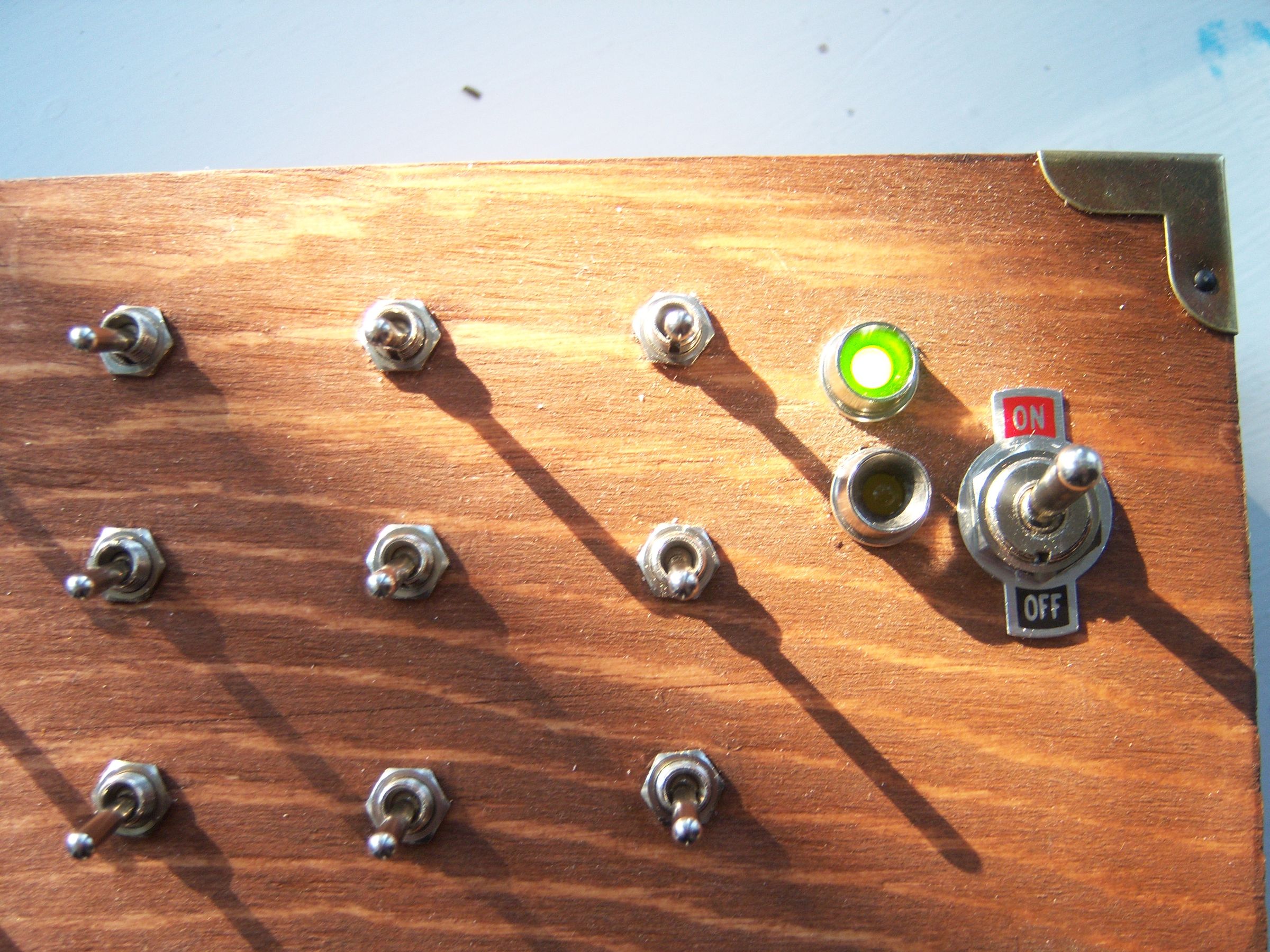 The Enigma Puzzle Box - Instructables
