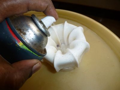 Hot Glue, Silicon Molds and Little Bit of Glitter : 10 Steps (with ...