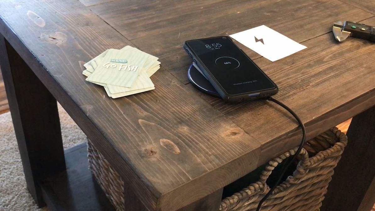 Walnut Standing Desk | Hidden Inductive Charger : 10 Steps (with ...