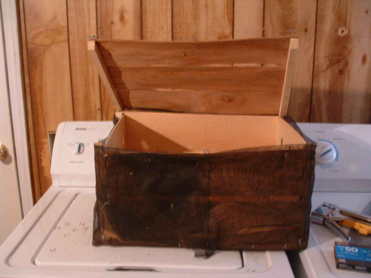 How to Make a Cricket Trap : 6 Steps - Instructables