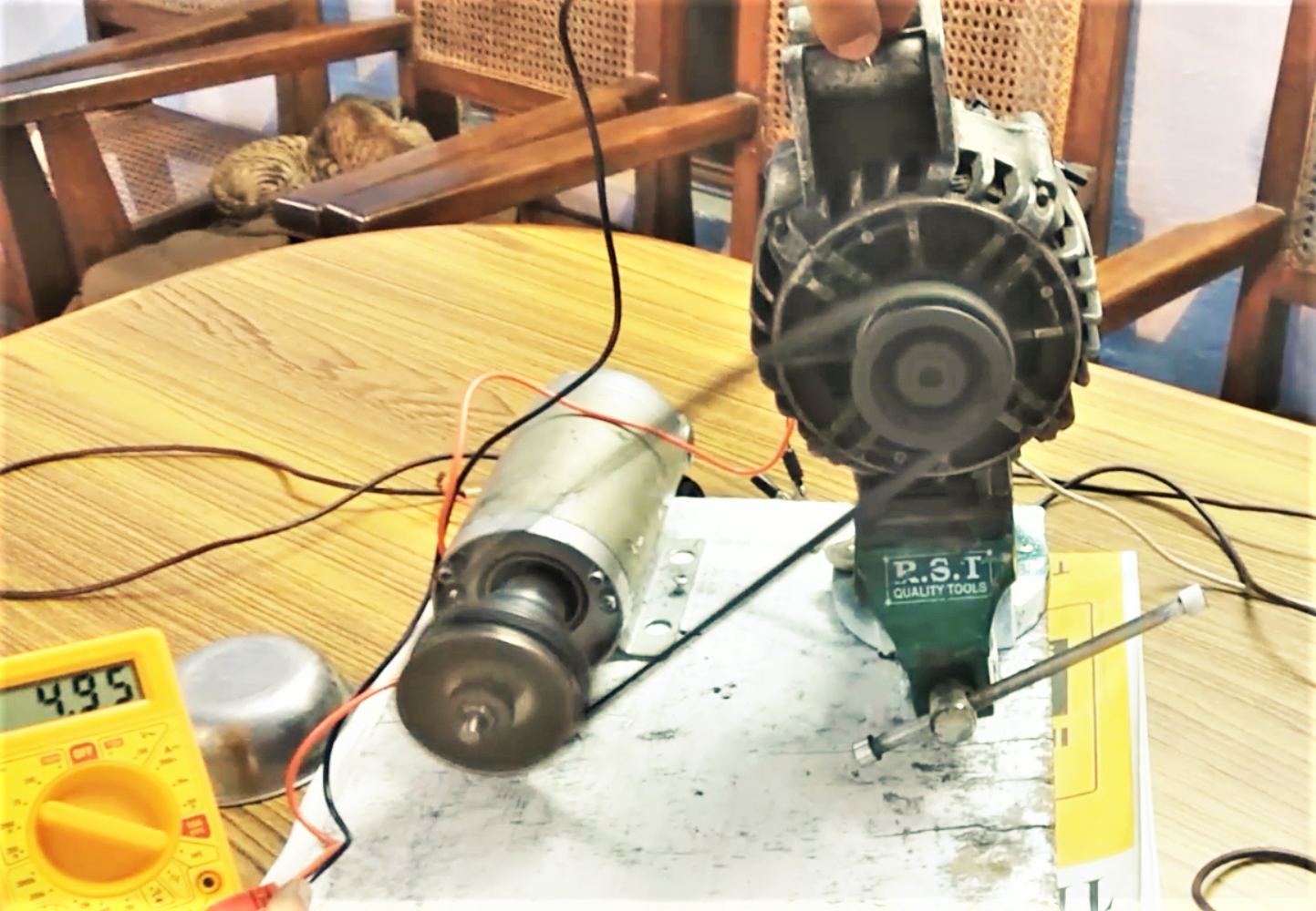 Self Excite an Alternator Without Any DC Generator, Capacitor Bank or ...