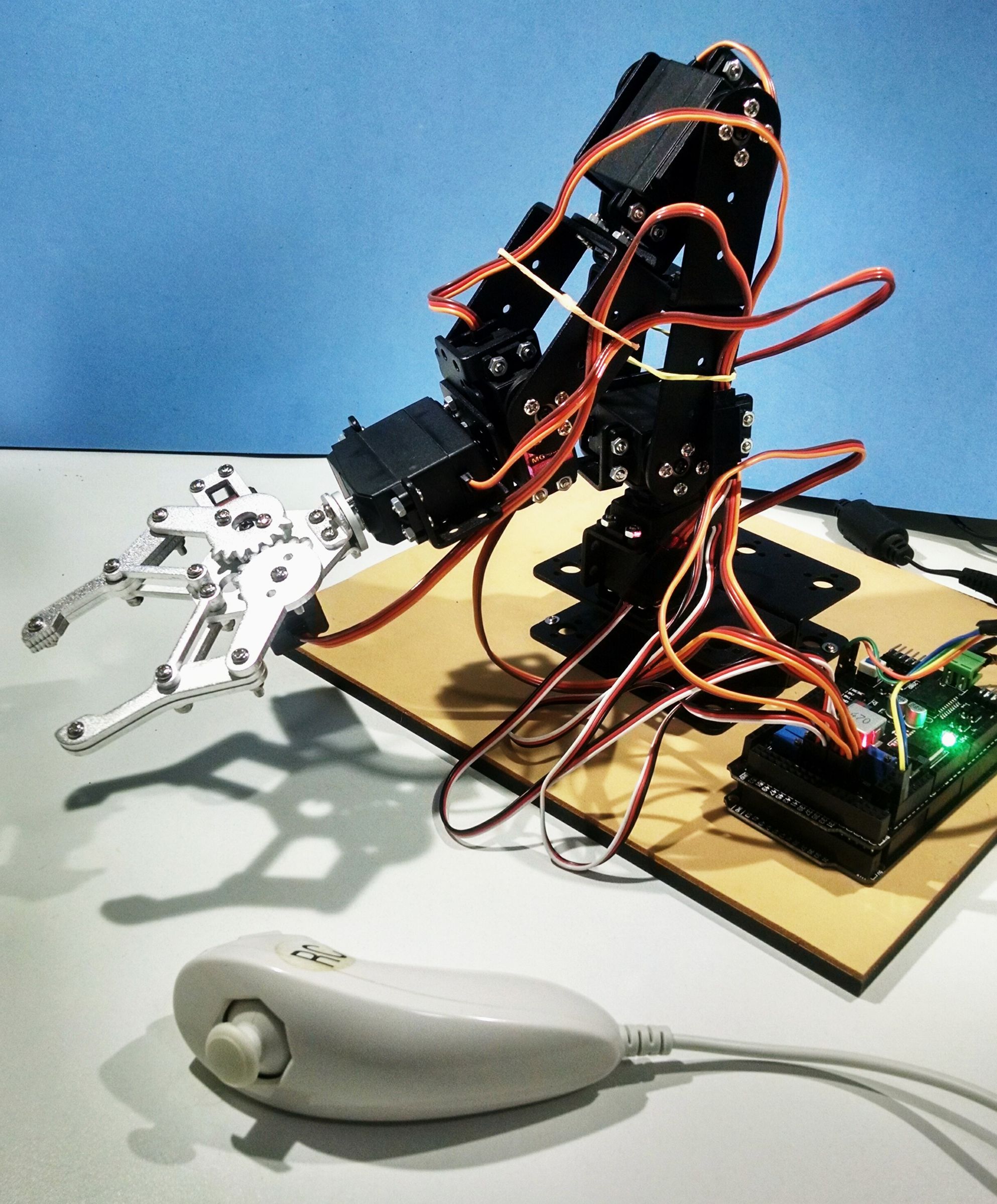Nunchuk Controlled Robotic Arm (with Arduino) : 14 Steps (with Pictures) - Instructables
