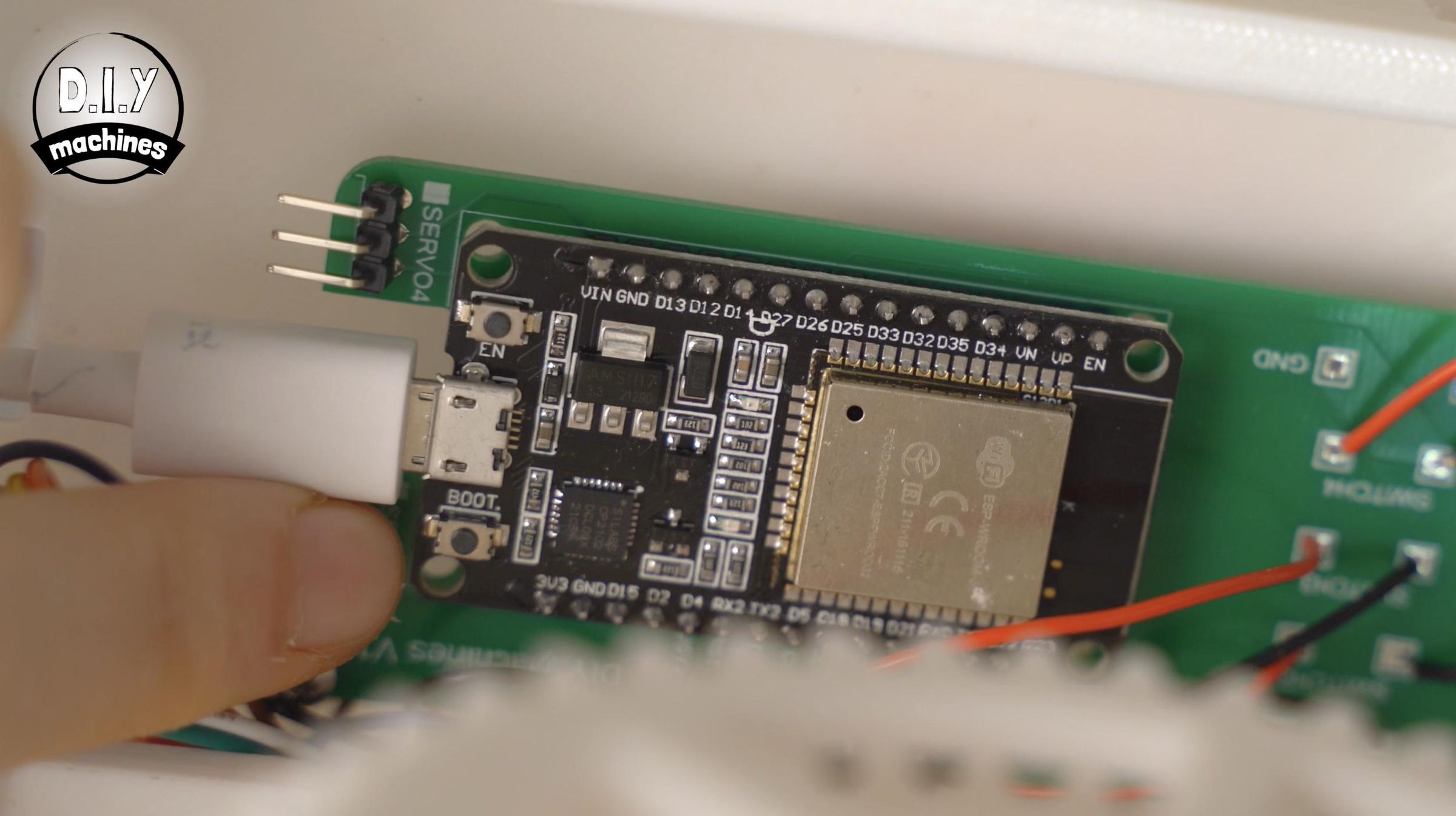 WeatherBot - a Motorised Weather Machine | 3D Printable, ESP32 & OpenWeatherMap : 22 Steps (with ...