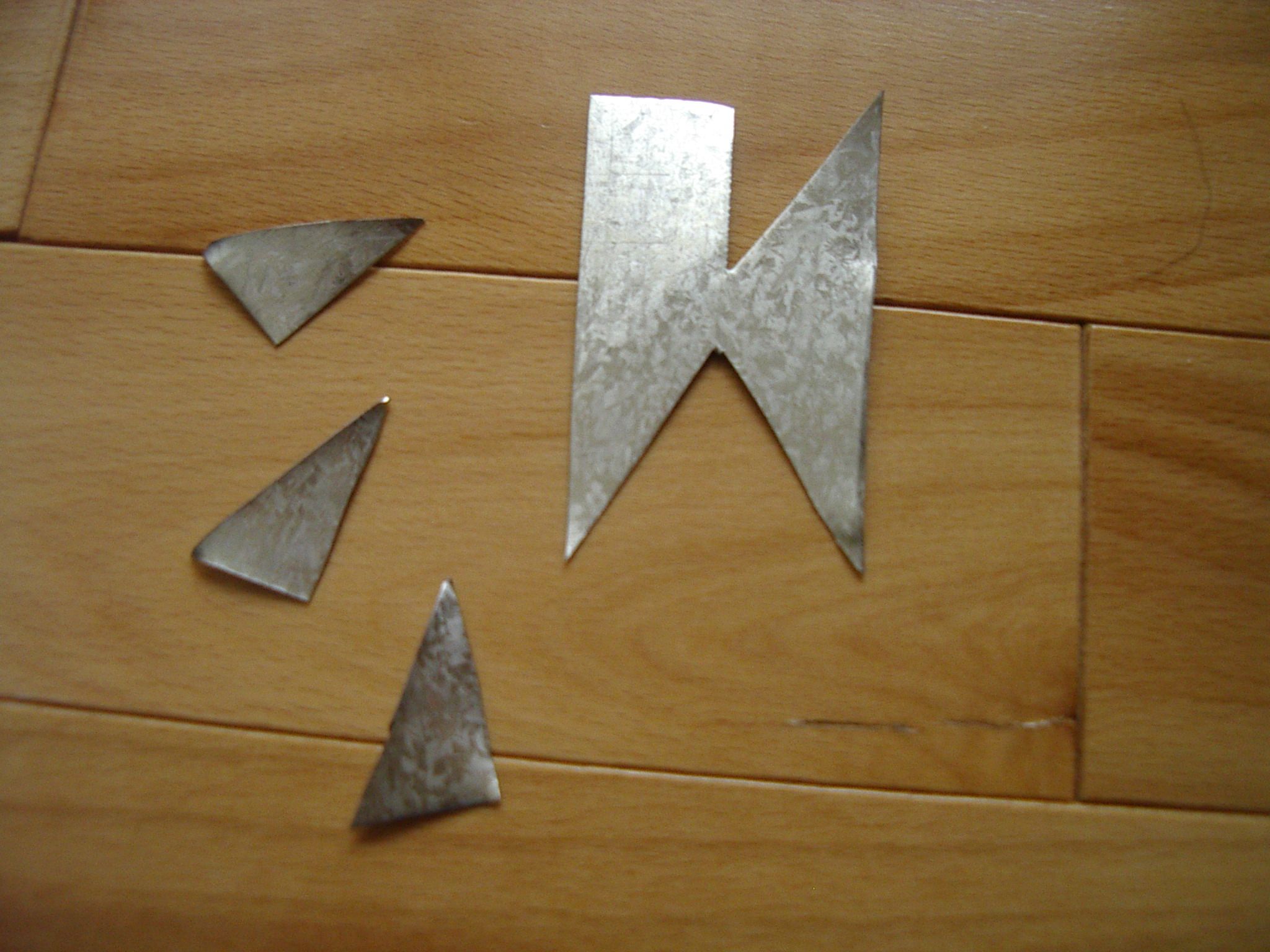 Ninja Caltrops : 5 Steps - Instructables