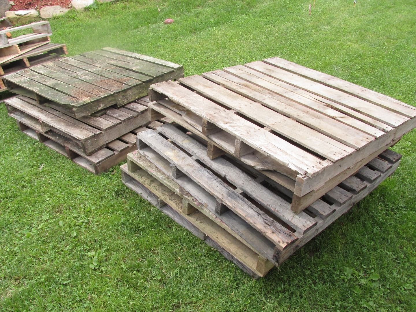 Awesome Rustic Cooler From Broken Refrigerator and Pallets : 11 Steps ...