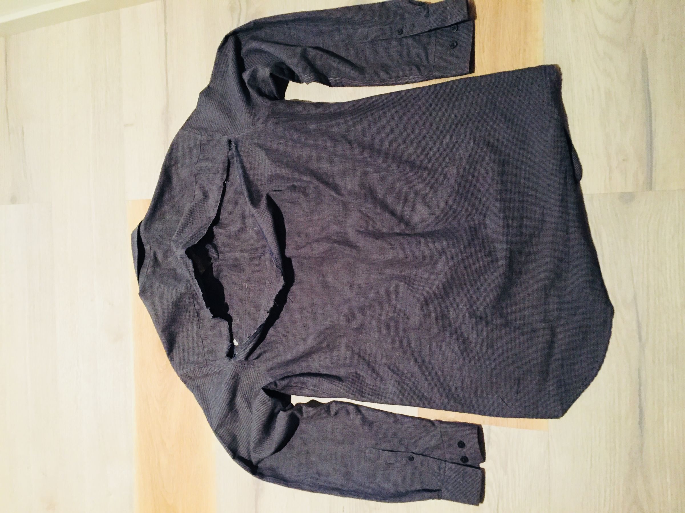 Cut in Half Halloween Costume : 12 Steps - Instructables