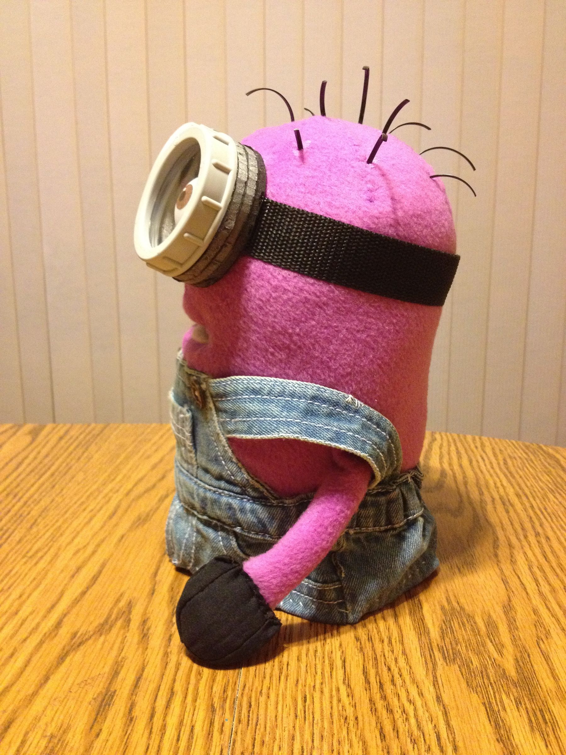 Custom Made Purple Minion Puppet : 14 Steps (with Pictures) - Instructables