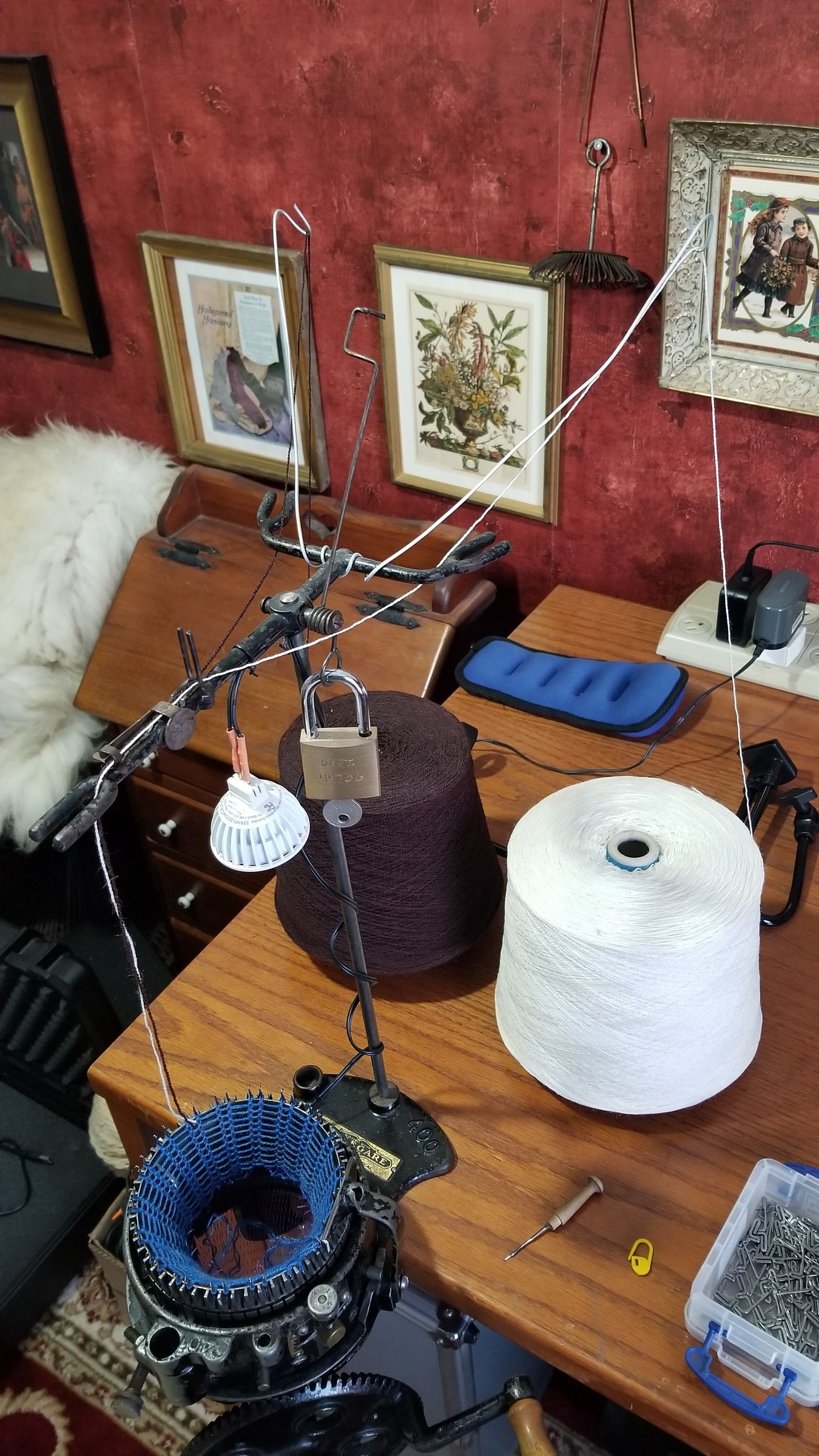 Socks the Old Way on a CSM : 52 Steps (with Pictures) - Instructables