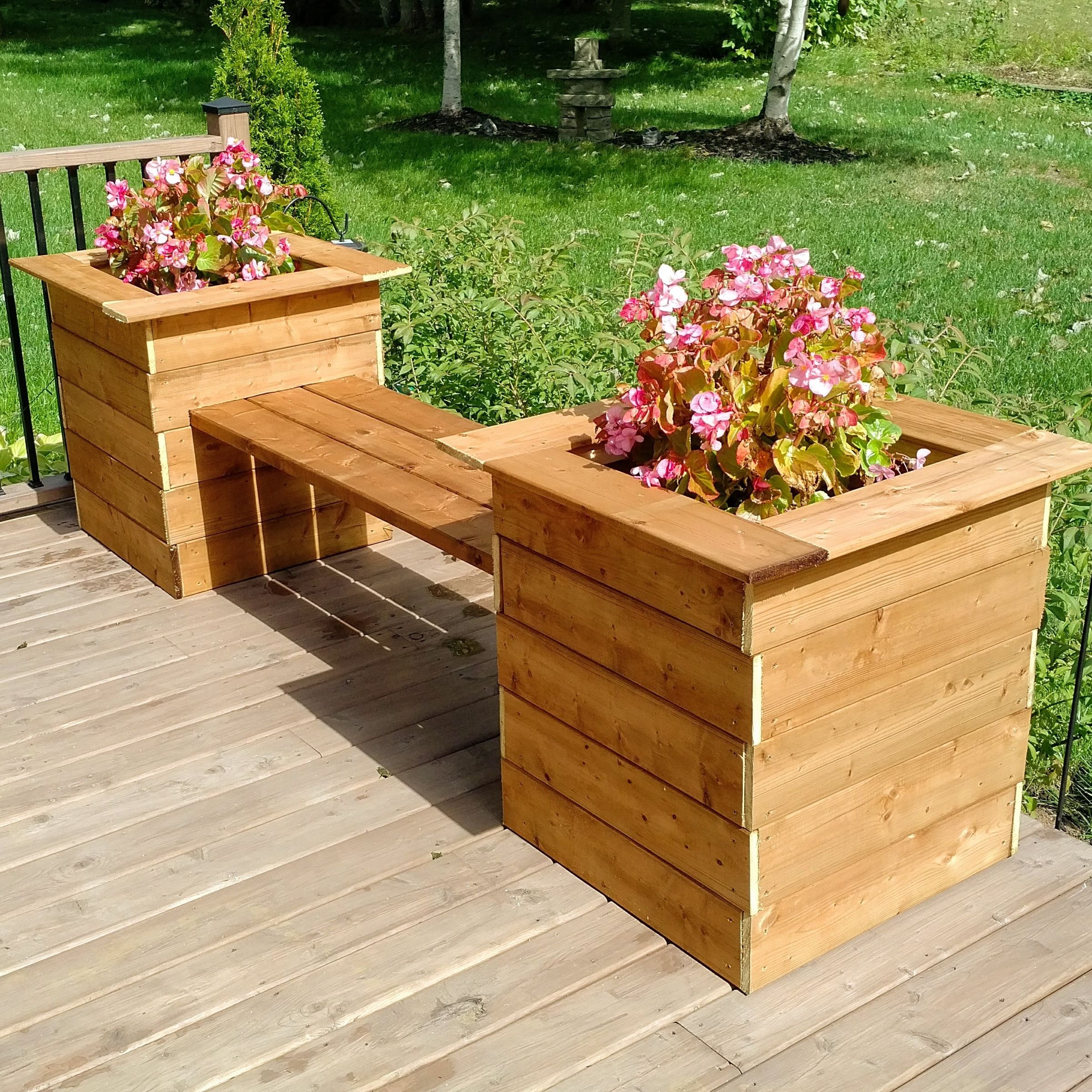 How to build a deck planter box - Builders Villa