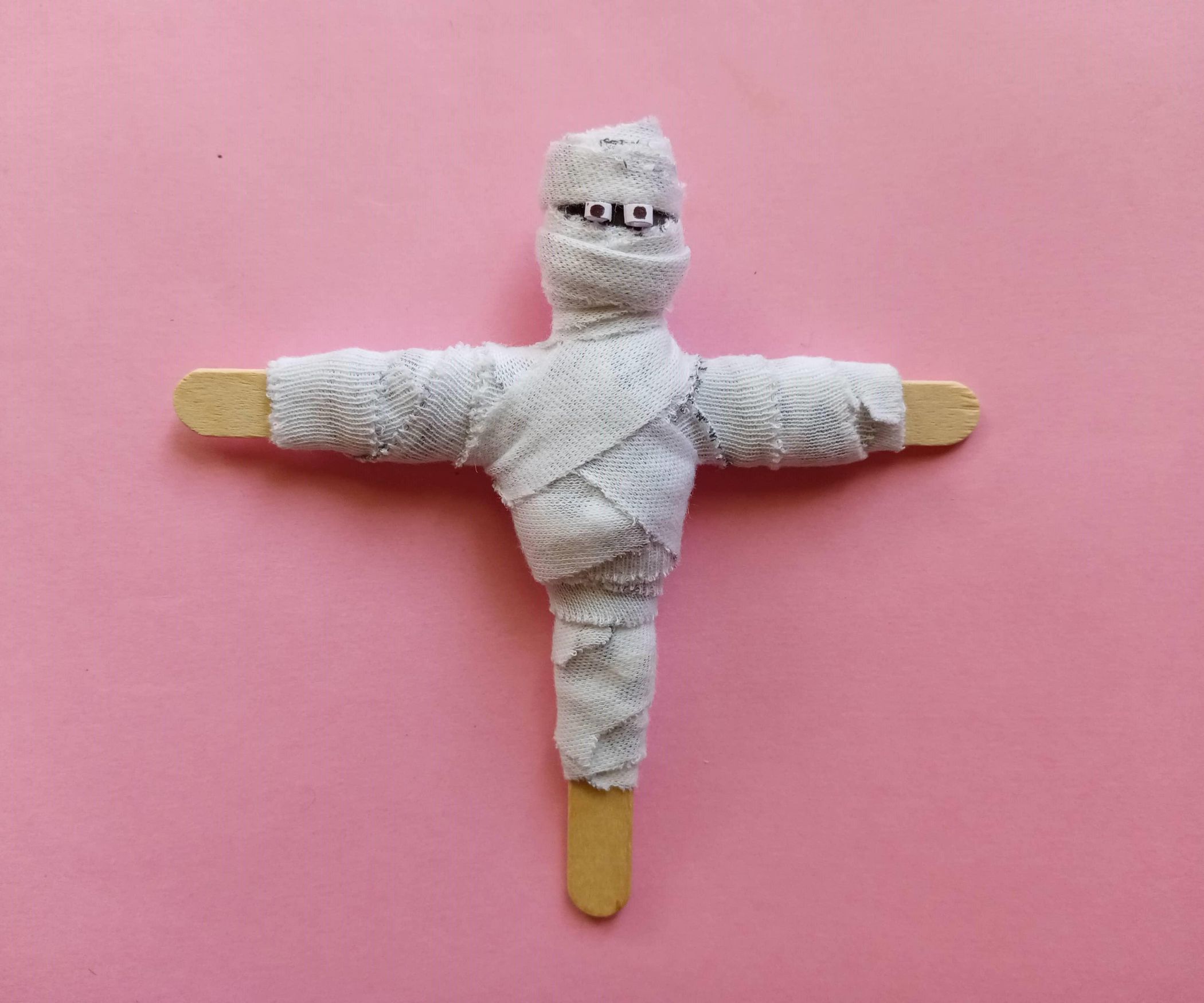 How to Make a Mummy From Popsicle Sticks : 6 Steps (with Pictures ...