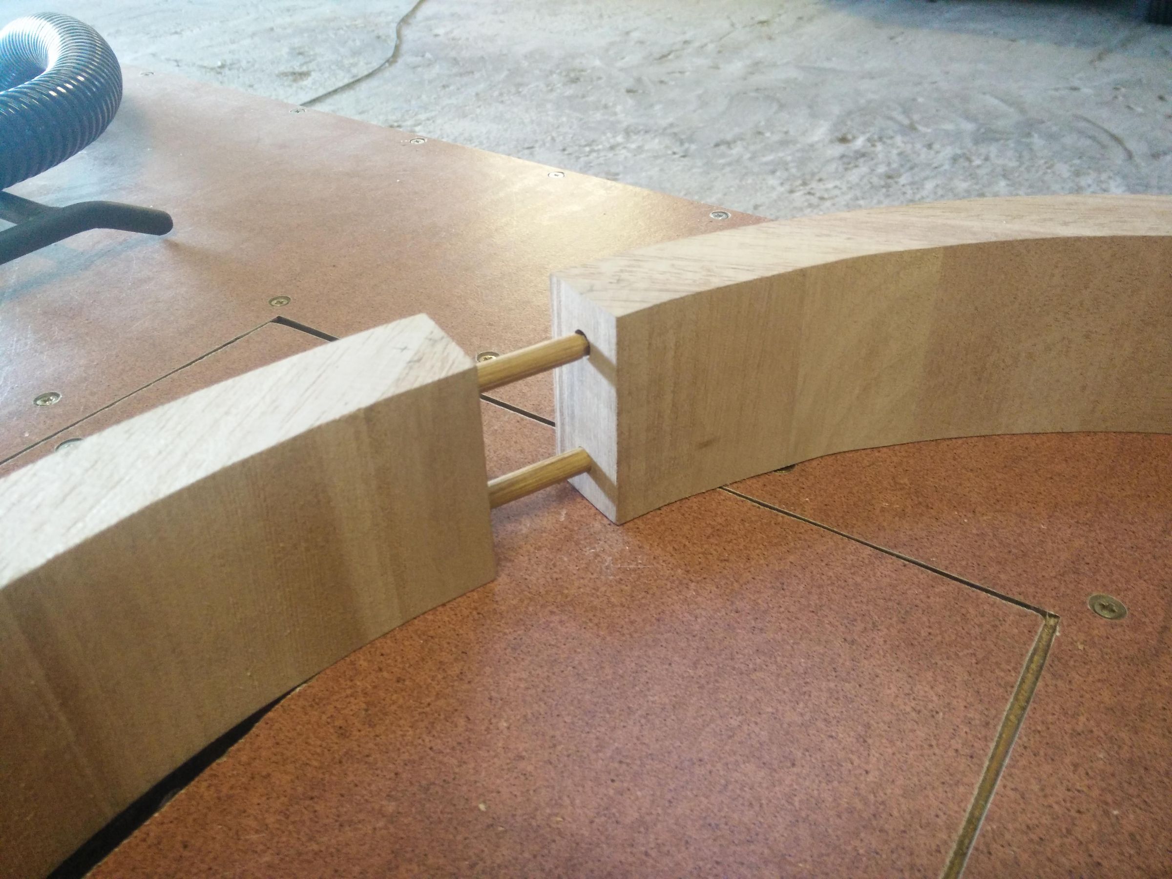 How to Make a Round Window Frame : 6 Steps (with Pictures) - Instructables