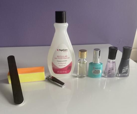 Quick & Easy Manicure at Home : 7 Steps - Instructables