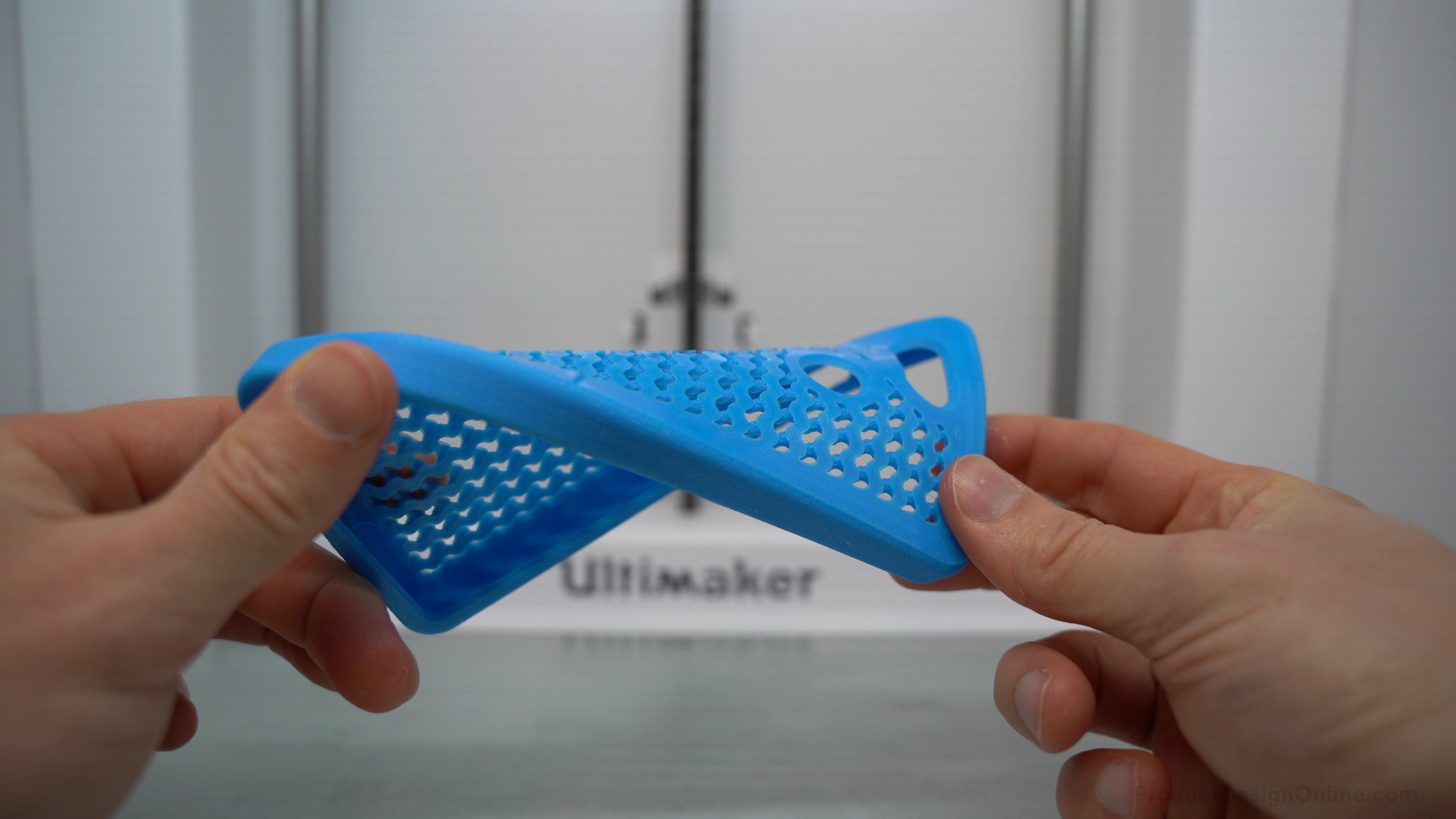 Design a Flexible 3D Printable Phone Case in Fusion 360 (2022) : 14 ...