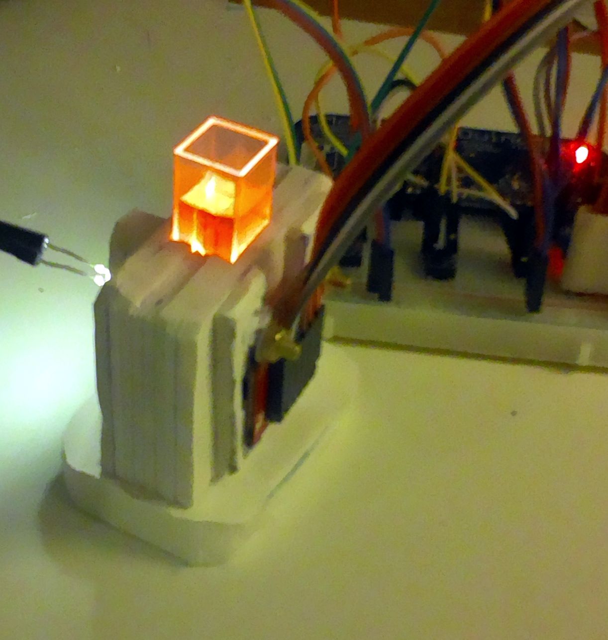 A DIY Six-Color Transmitted-Light Spectrophotometer : 6 Steps (with ...