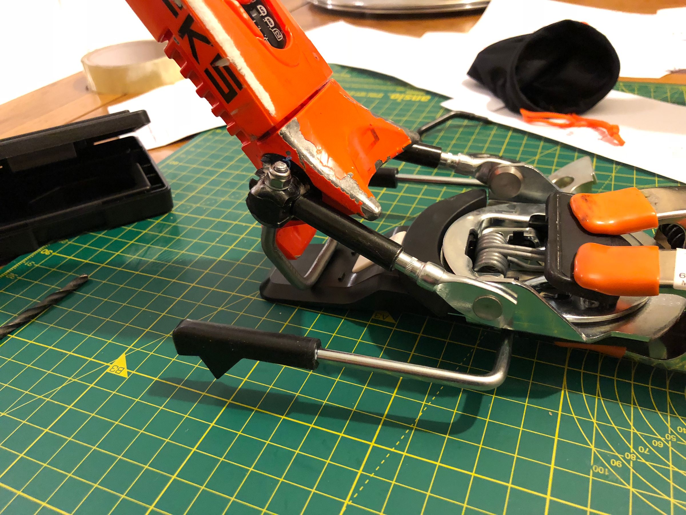 Rossignol FKS / Look Pivot Binding Repair : 16 Steps - Instructables