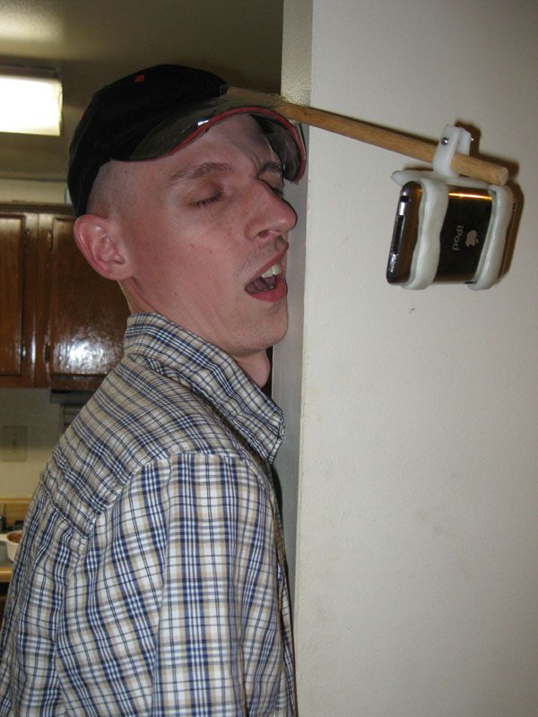 IPhone/iPod Video Hat (with Pictures) - Instructables