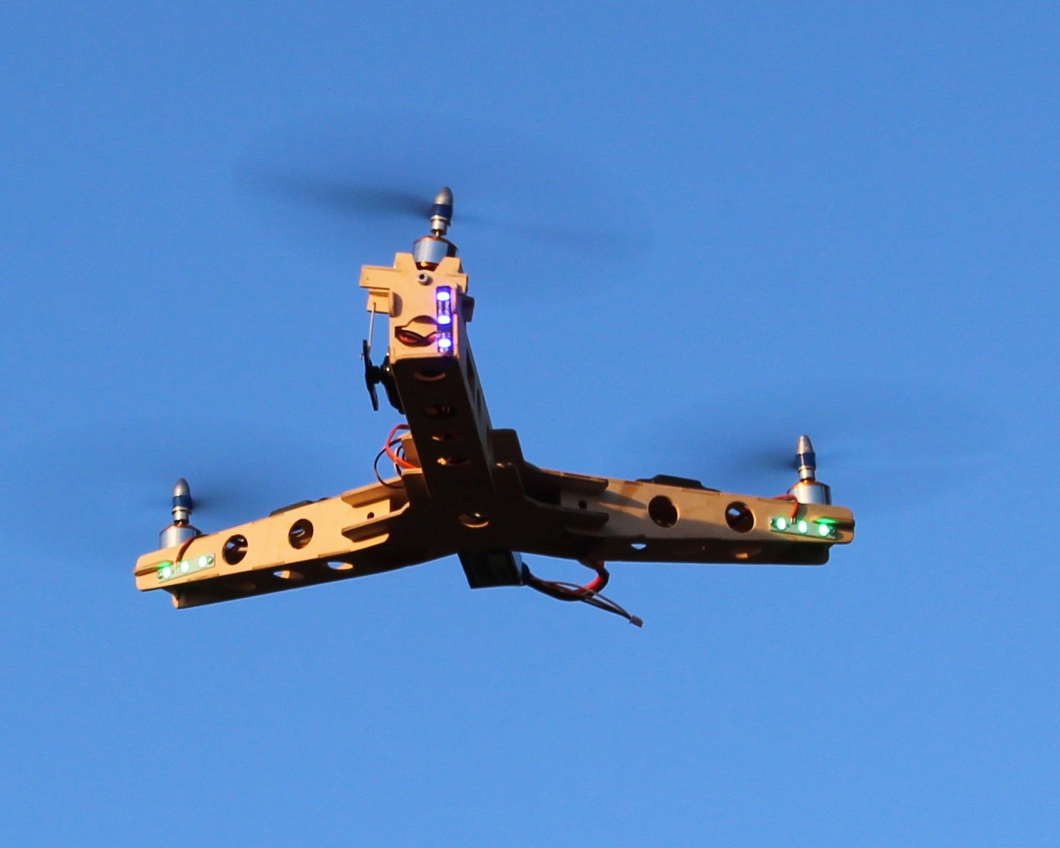 Simple Plywood Tricopter. : 6 Steps (with Pictures) - Instructables