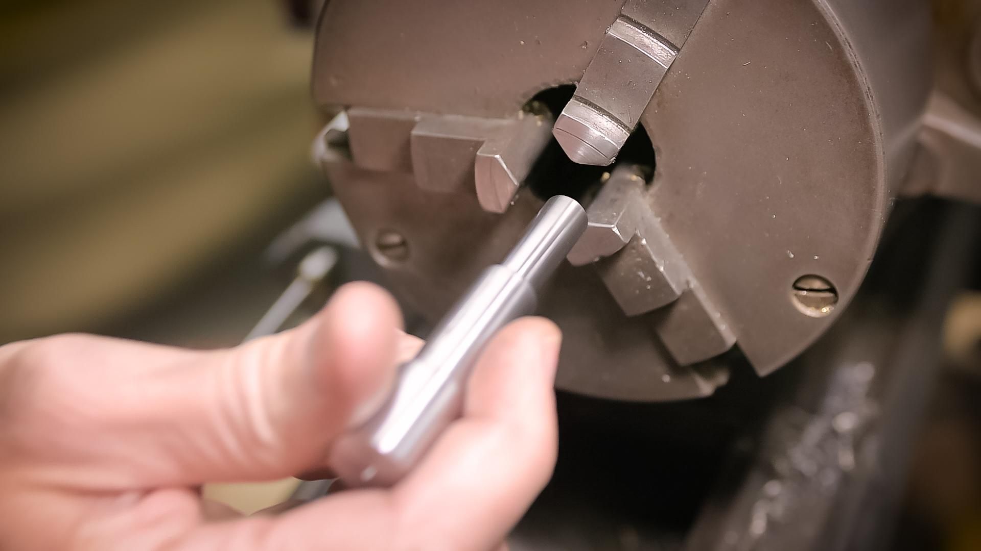 HOW TO MAKE a LATHE TOOL FROM SCRAP METAL : 21 Steps (with Pictures ...