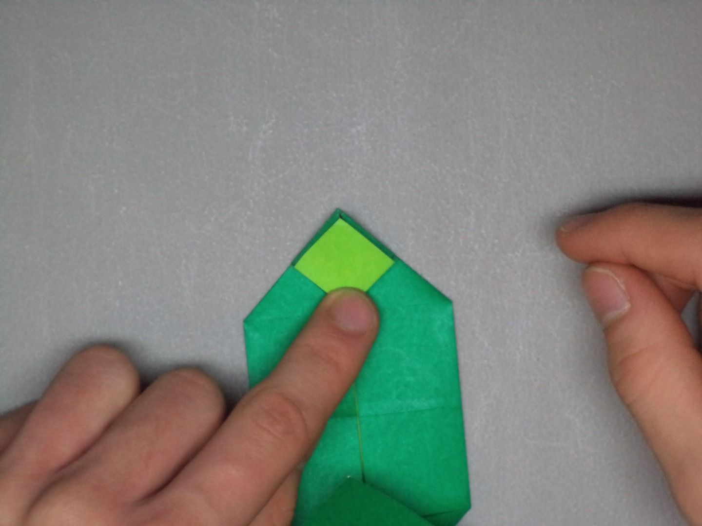 How to Fold an Origami Tank : 17 Steps (with Pictures) - Instructables
