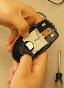 How to Repair a Worn Out Clicker on an Optical Mouse : 5 Steps ...