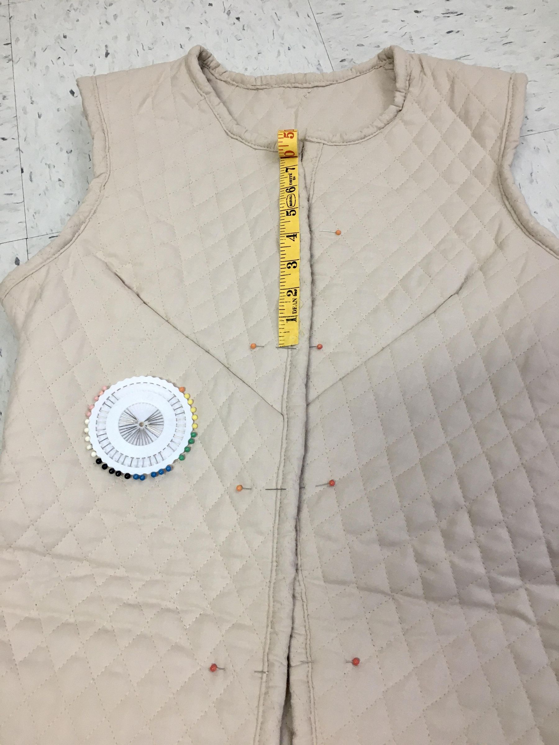 Making Your Own Gambeson (Quilted Cloth Armor) : 6 Steps (with Pictures ...