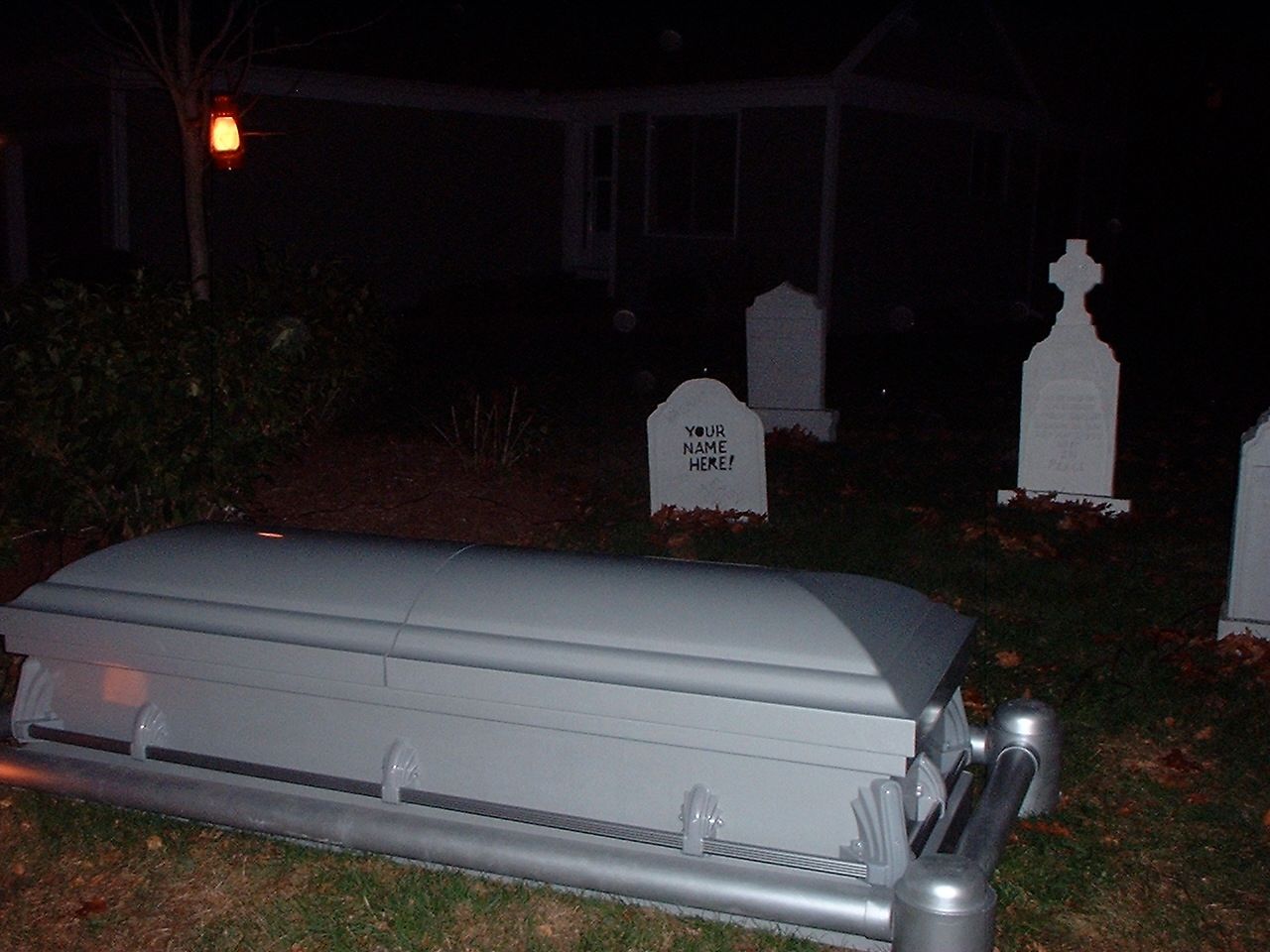 Halloween Remote Controlled Casket : 5 Steps (with Pictures ...