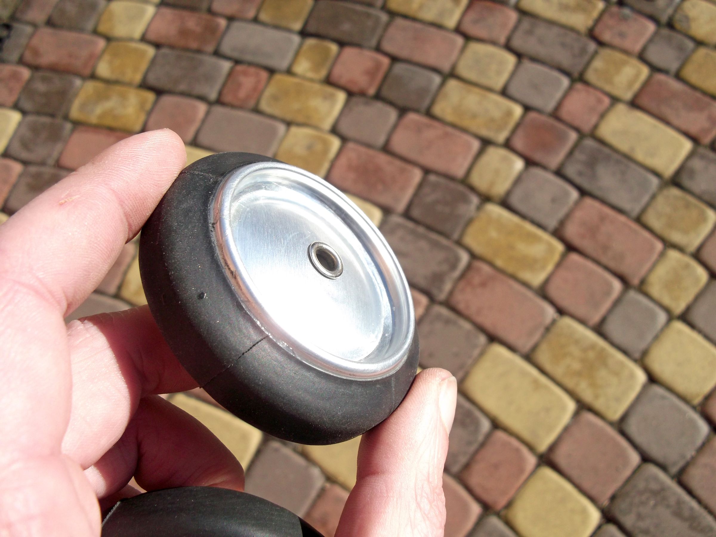 Toy Car Wheels From Soda Cans : 18 Steps (with Pictures) - Instructables