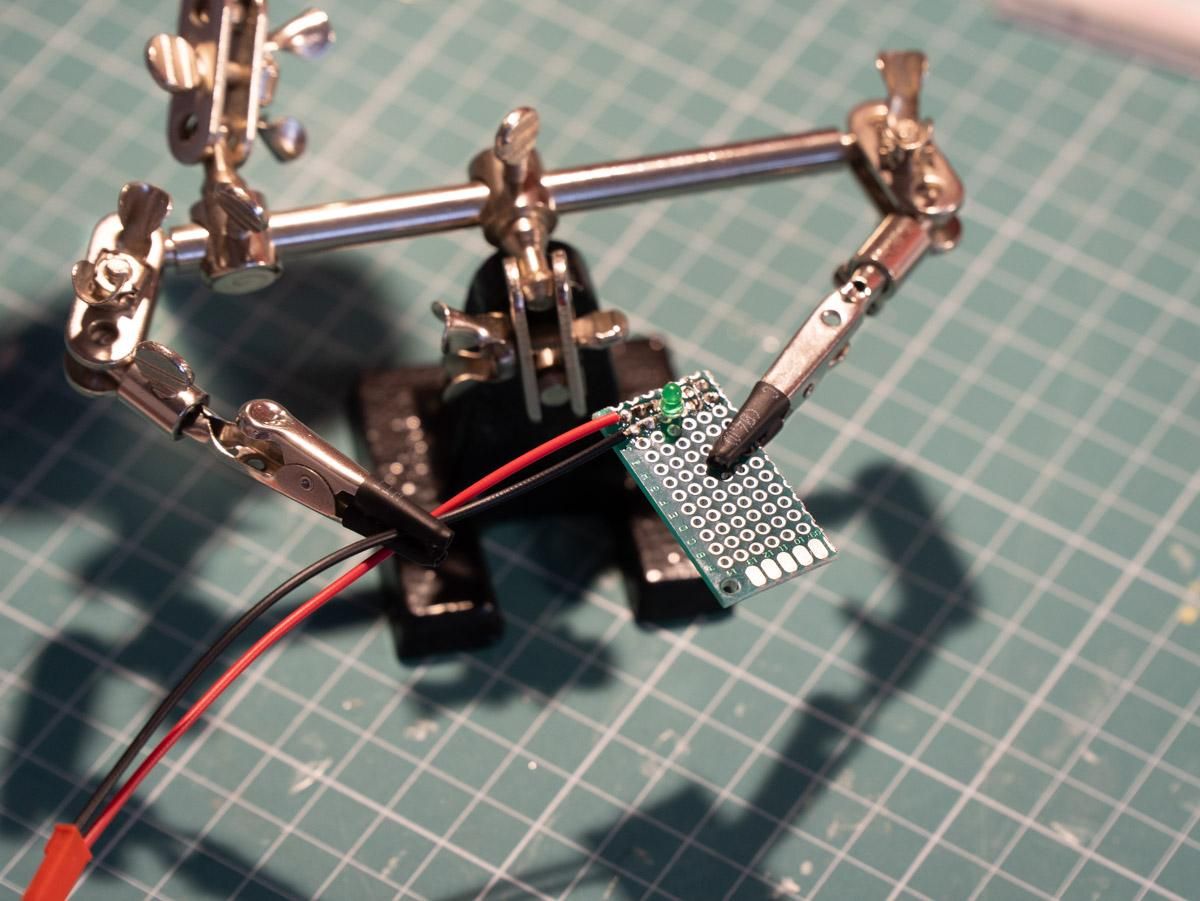 USB Cable to Breadboard Power Supply Using a Power Bank : 8 Steps (with ...