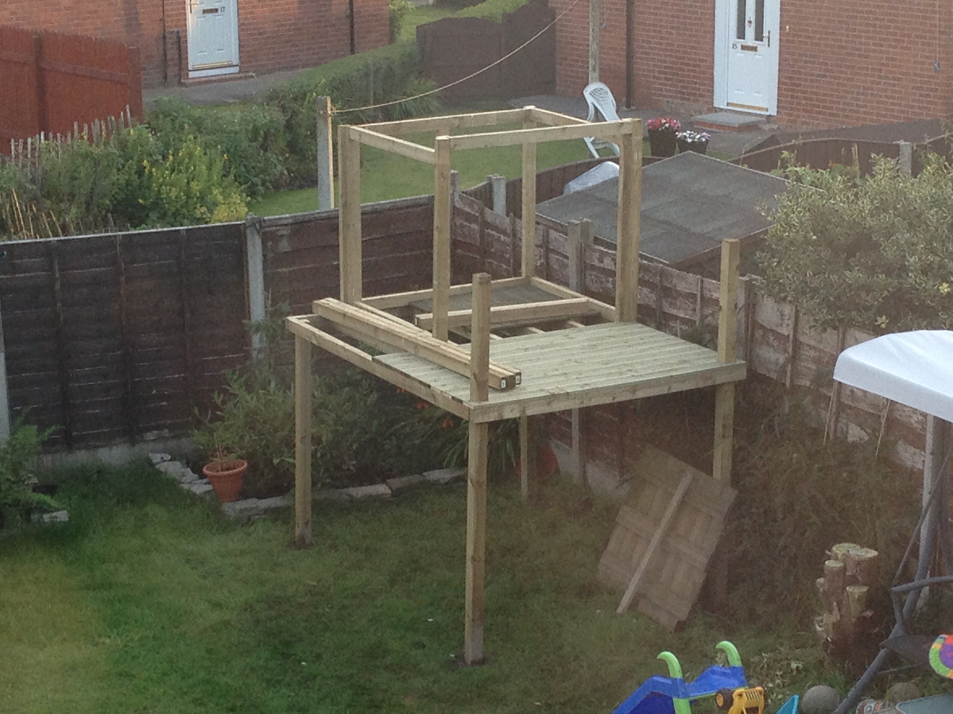 Playhouse Fort : 9 Steps (with Pictures) - Instructables