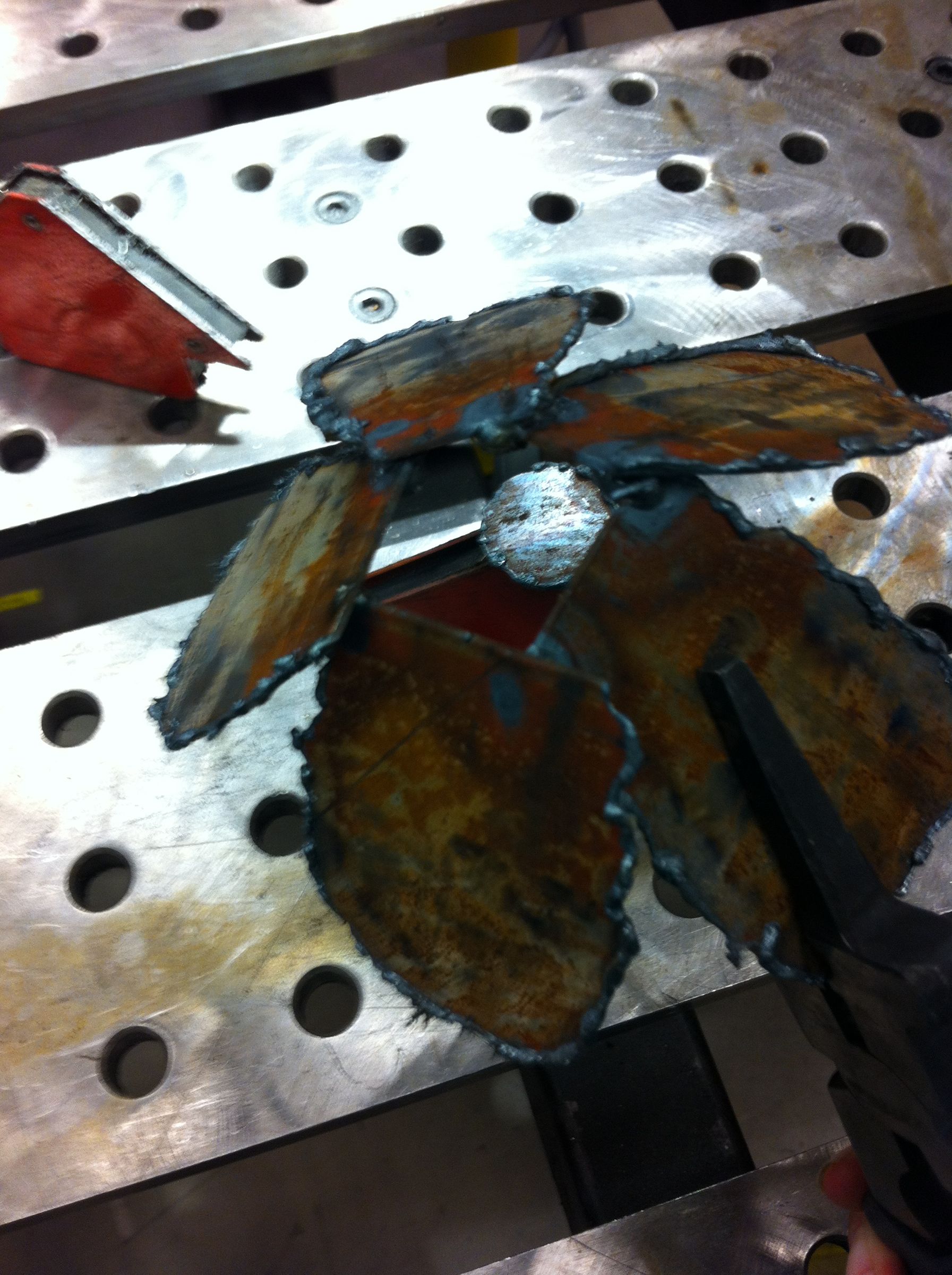 Sheet Metal Flower to Practice Plasma Cutting and Welding : 11 Steps ...
