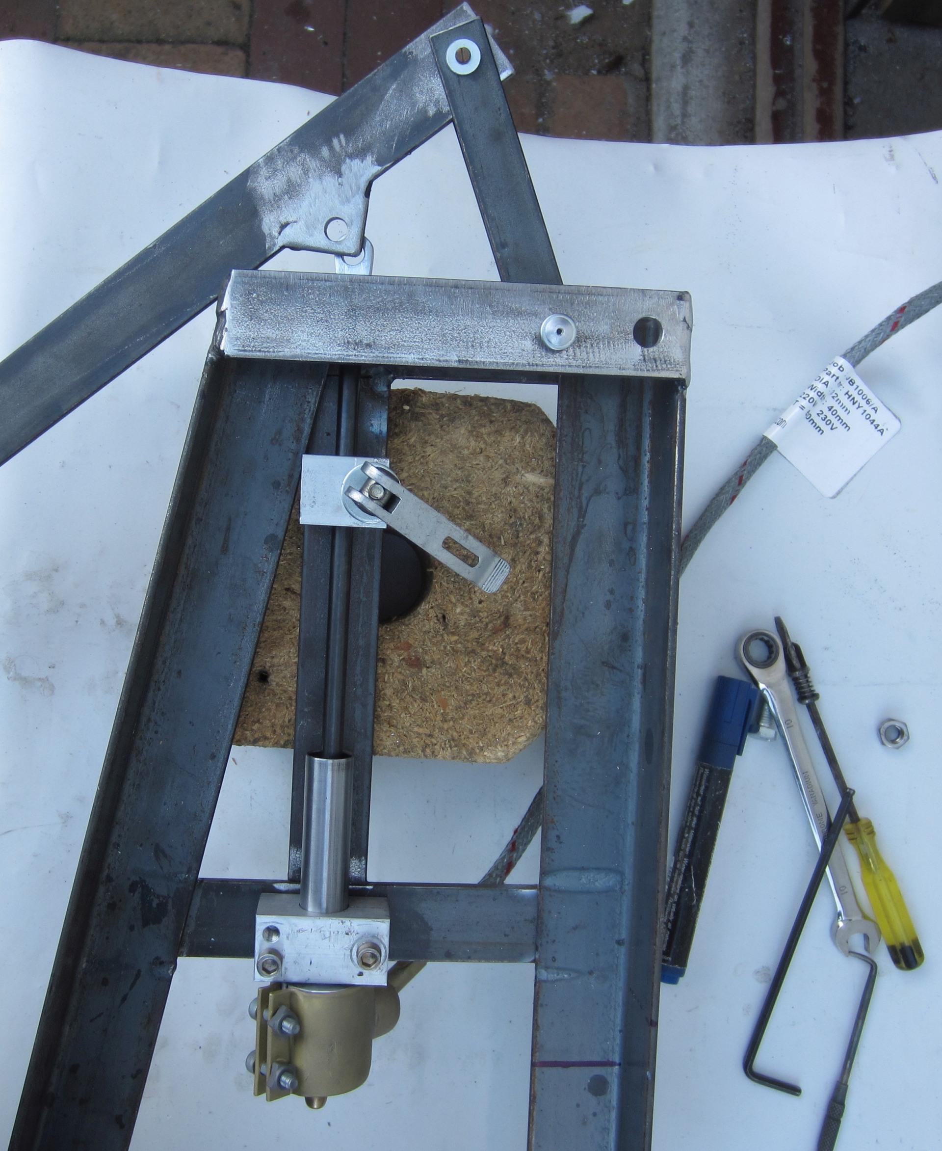Building a Plastic Injection Press : 5 Steps (with Pictures ...