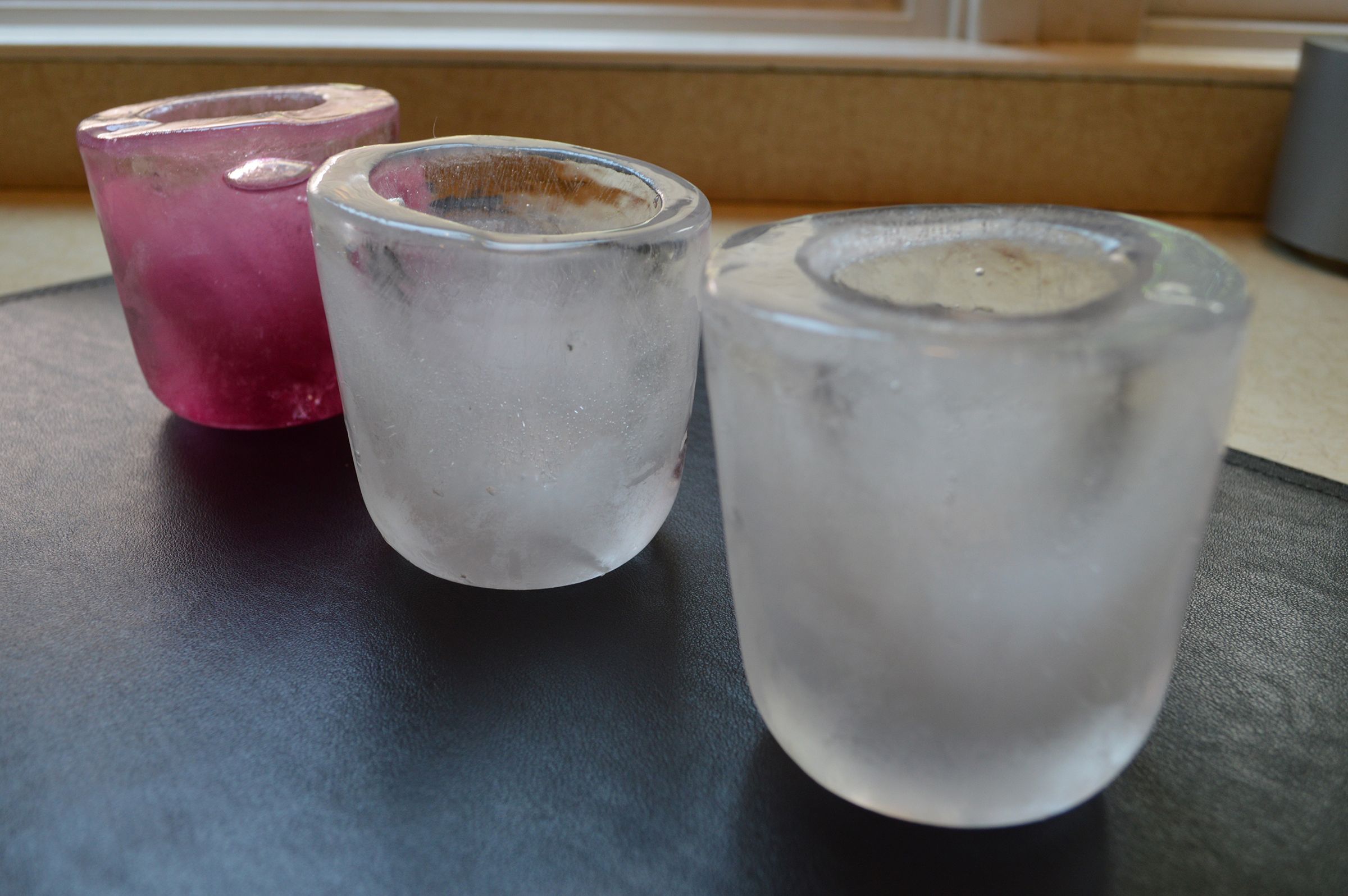 How to Make a Shot Glass Out of Ice : 4 Steps (with Pictures ...