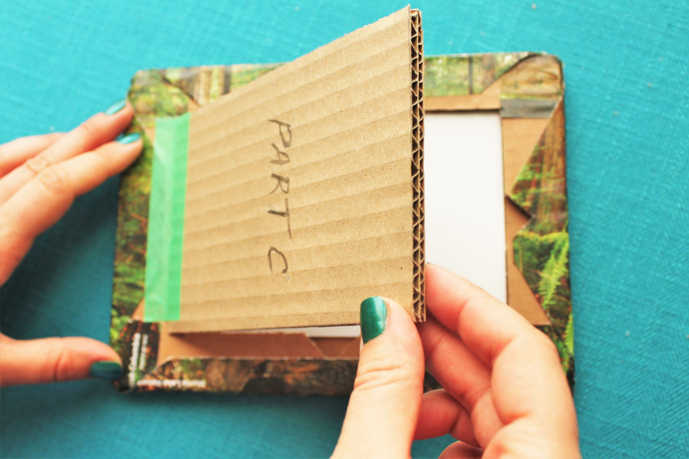 DIY PICTURE FRAME From Cardboard and Decorative Materials : 14 Steps ...