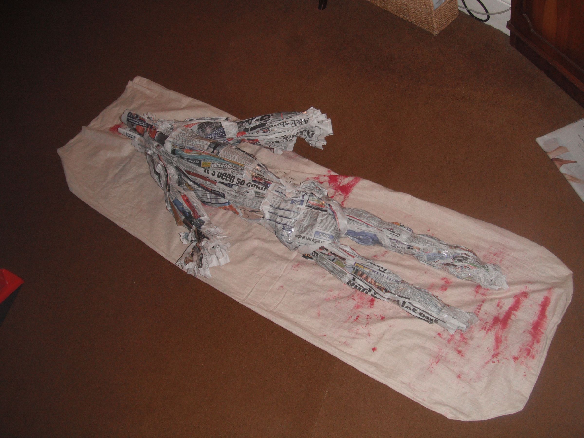 Hanging Body Bag : 3 Steps - Instructables