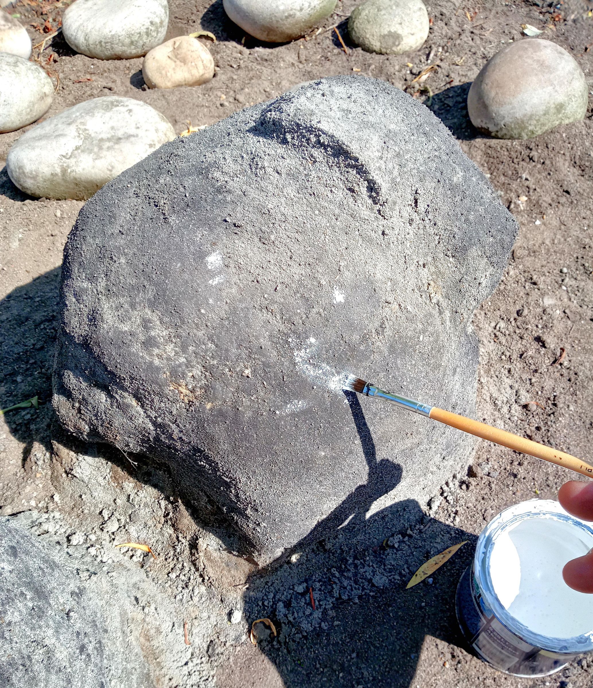 Faux Rocks That Look Real : 11 Steps (with Pictures) - Instructables