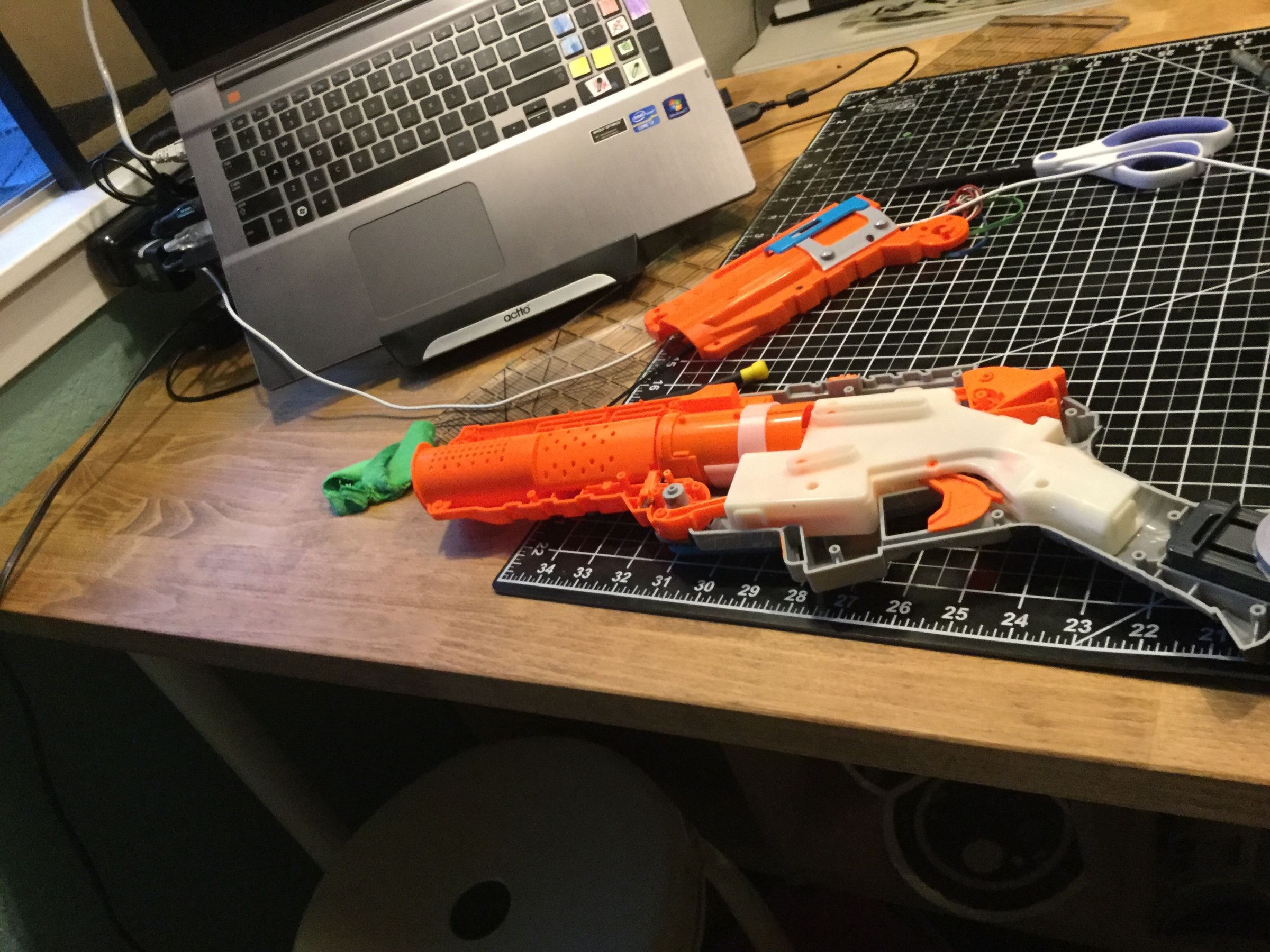 How to Make a Nerf Sawed Off Shotgun : 5 Steps (with Pictures ...